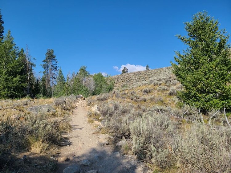 How to Hike to the Bench Lakes in Idaho's Sawtooth Mountains — Dirty ...