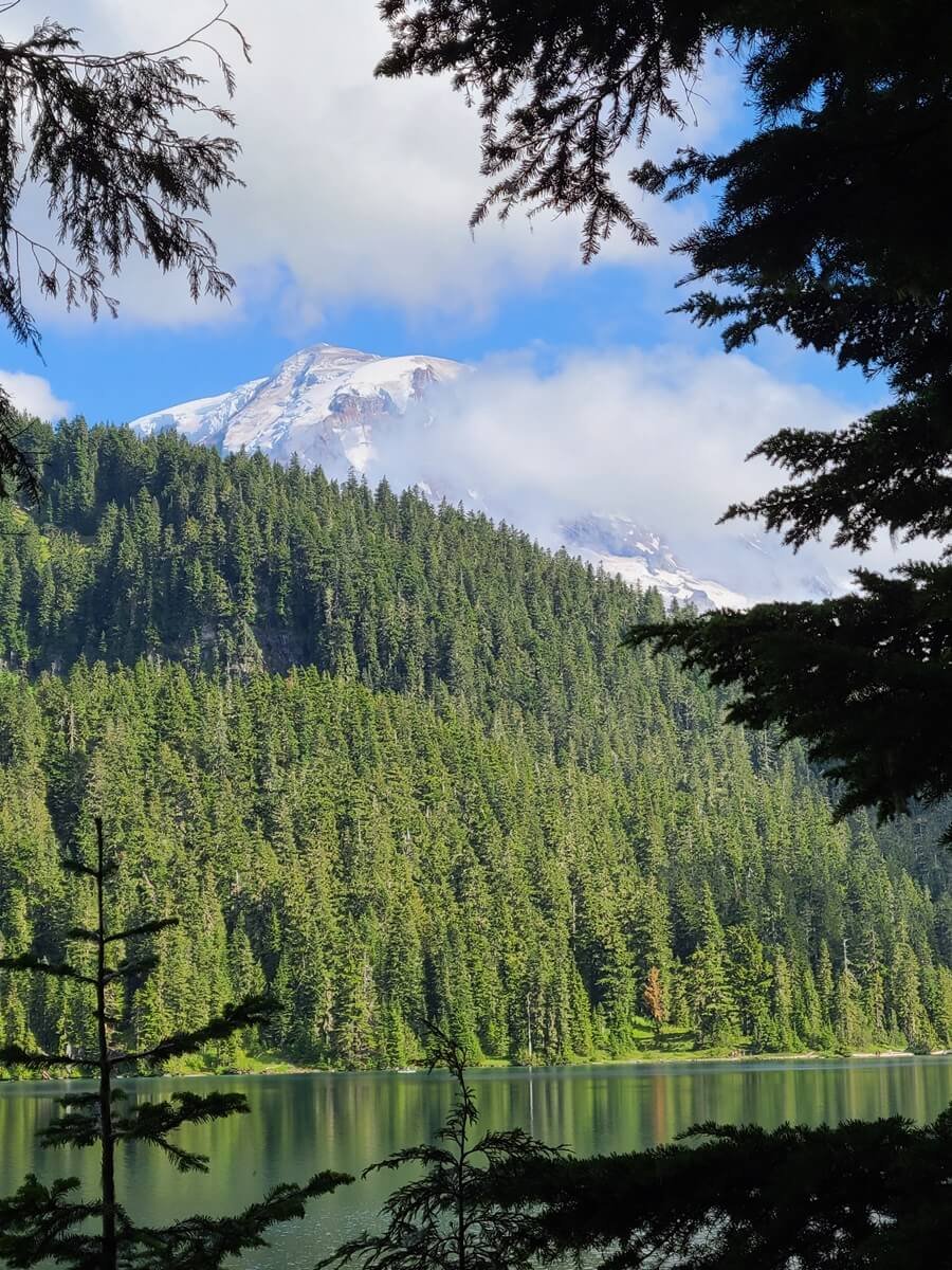 How to Hike to Tolmie Peak Lookout in Mount Rainier National Park ...