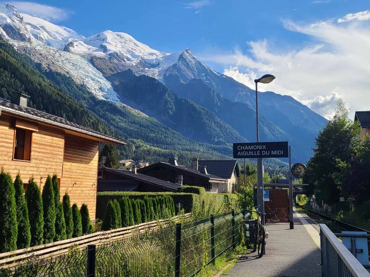 How to Visit the Aiguille du Midi in Chamonix, France — Dirty Shoes ...