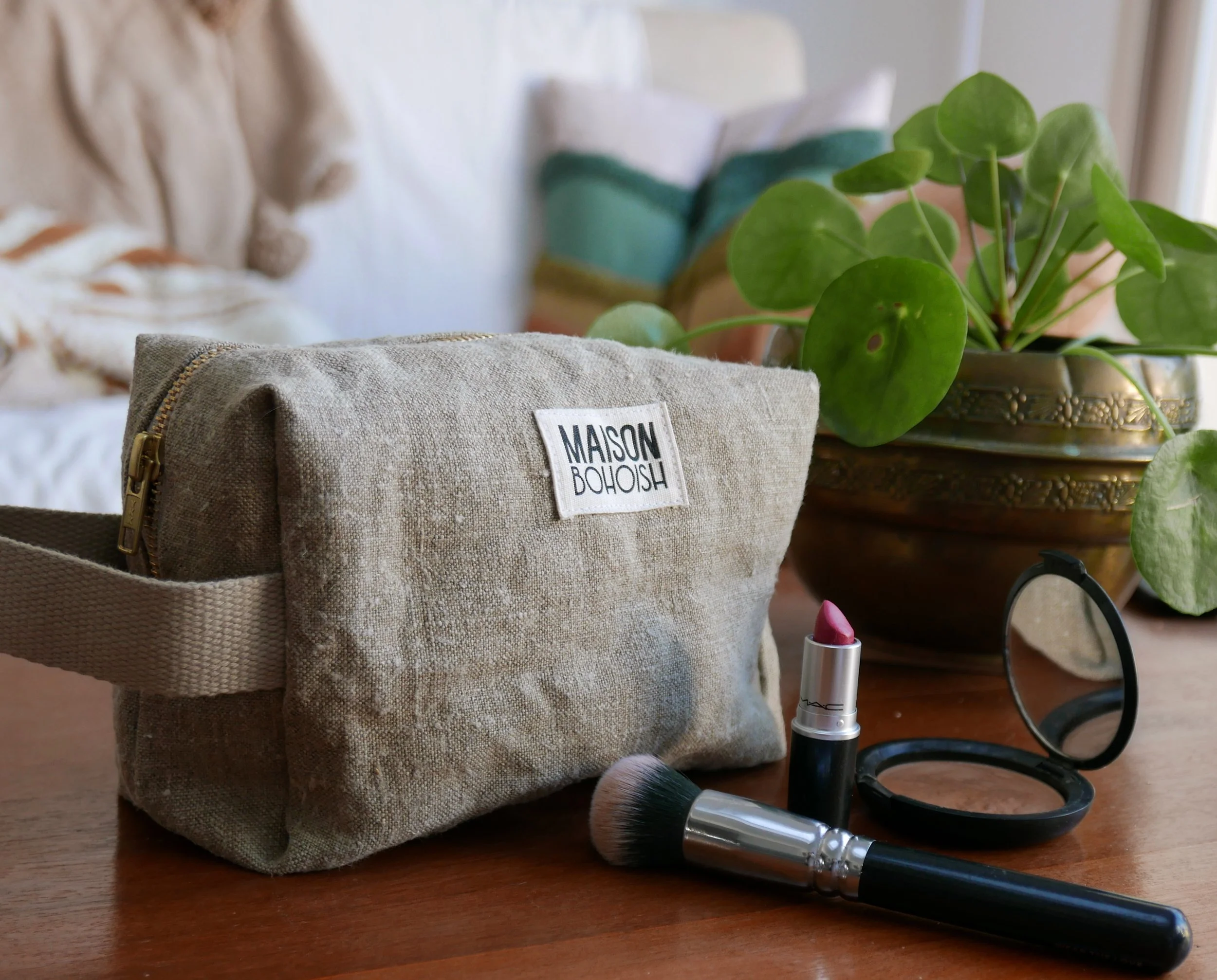 TROUSSES ET POCHETTES — MAISON BOHOISH