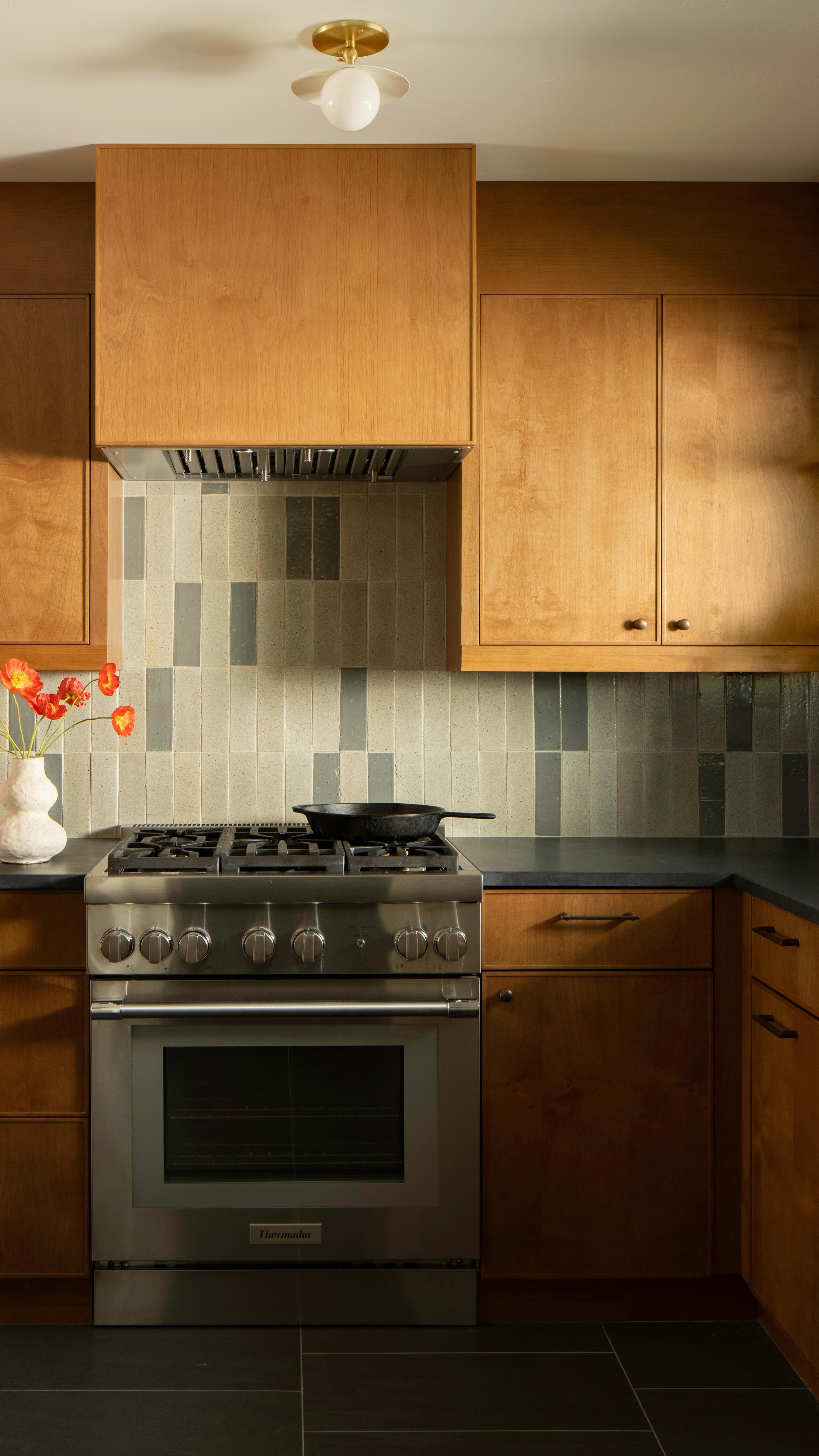 Heart Ridge Residence Gallery — Onyx Tile Studio