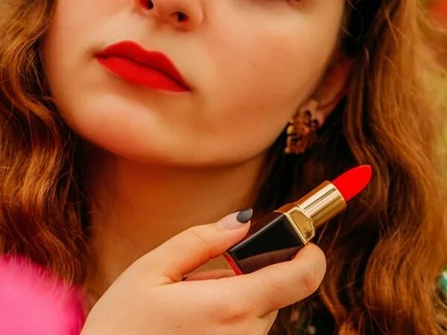 20 Persuasive Flattery Examples (in a Sentence) — ManageBetter