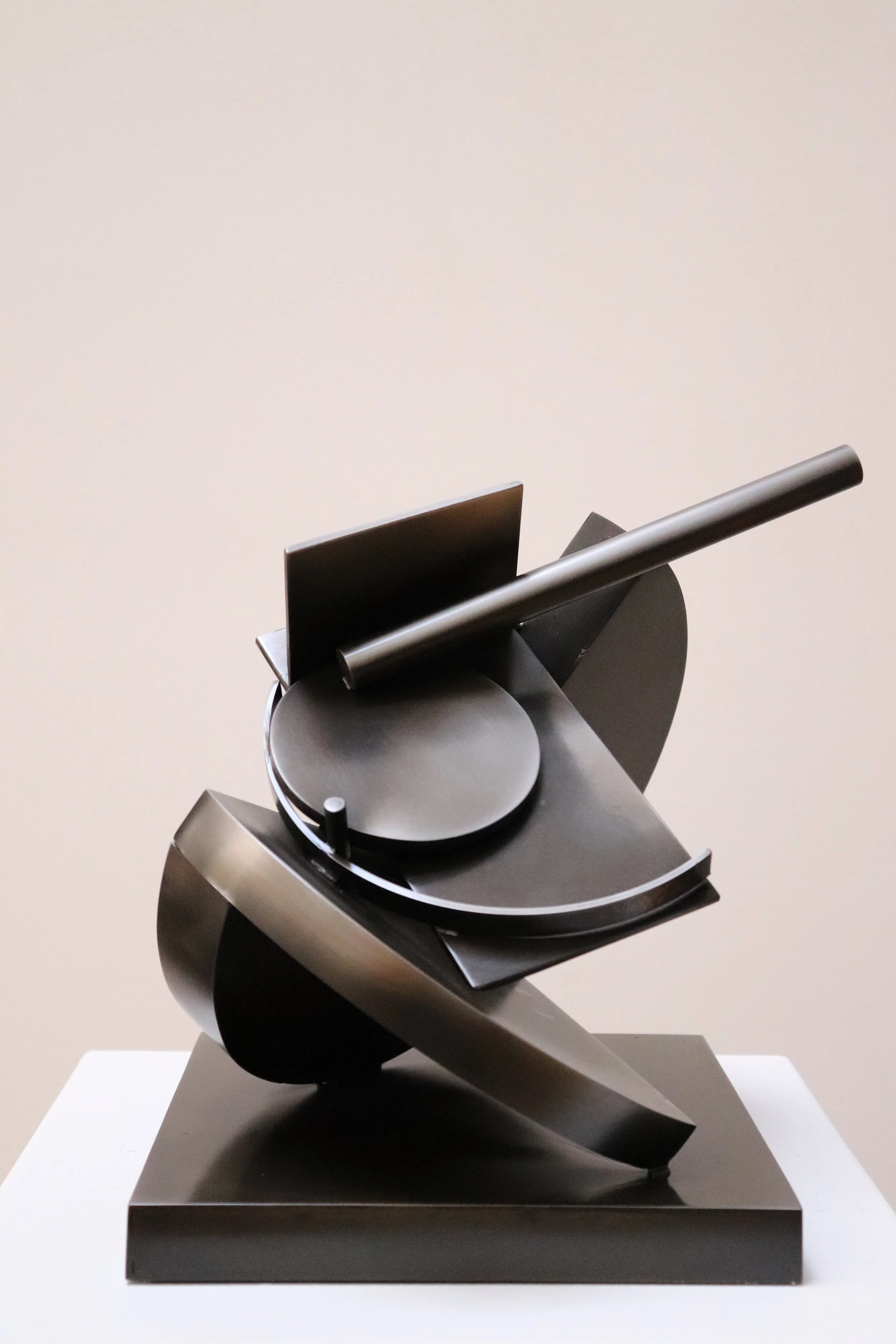 Folded Circle — Fletcher Benton