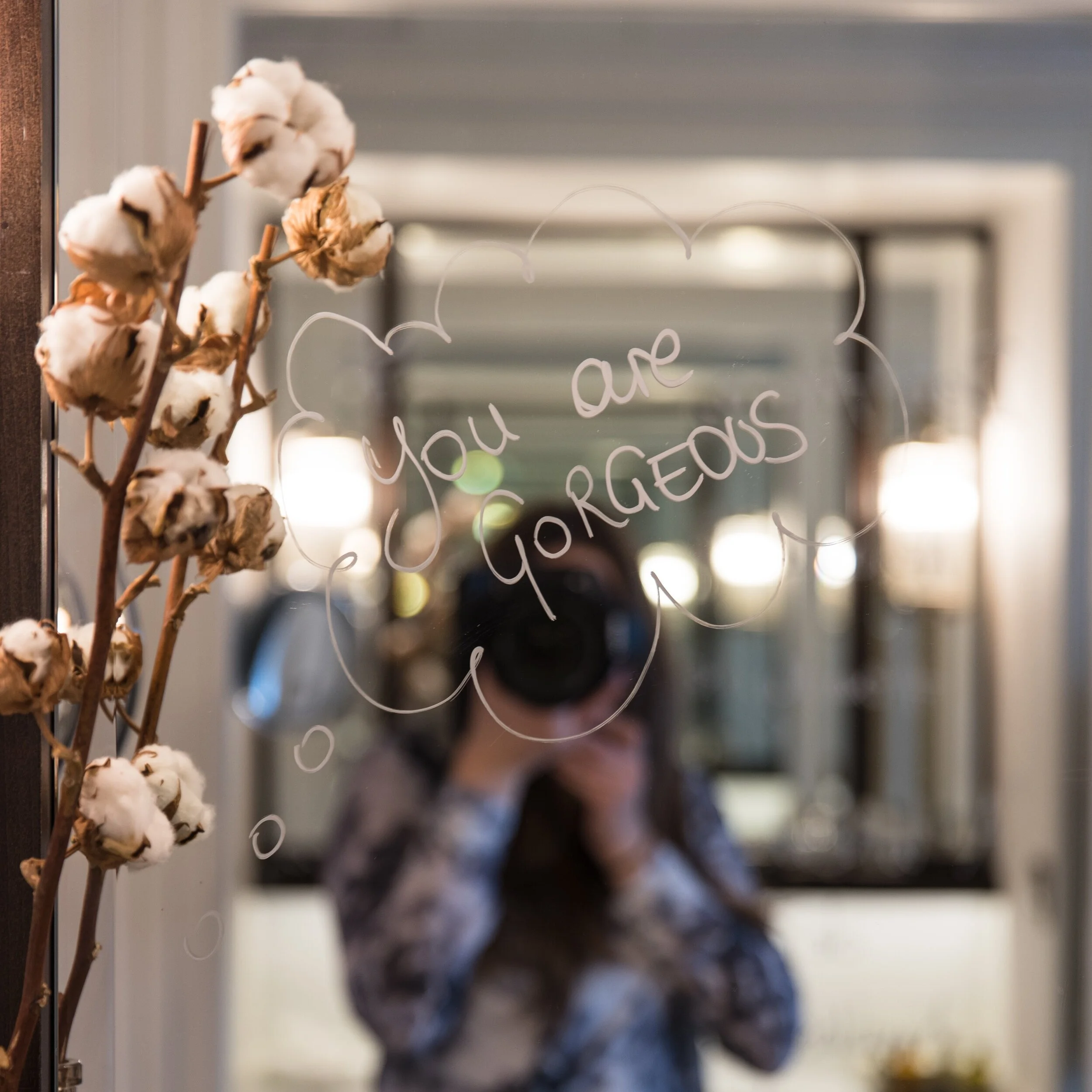 Contact — ANNA ILLES