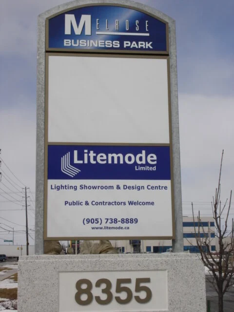 Pylon Signage - The 7 Best Pylon Signs We Have Ever Seen