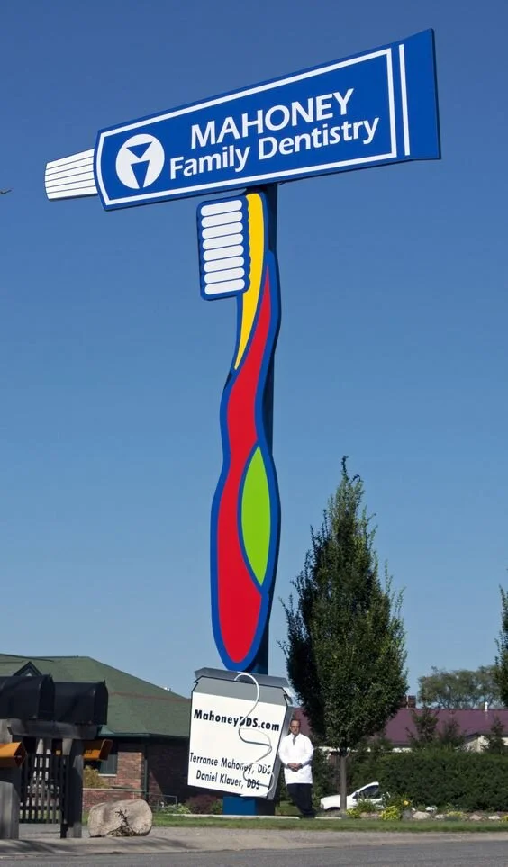 Pylon Signage - The 7 Best Pylon Signs We Have Ever Seen