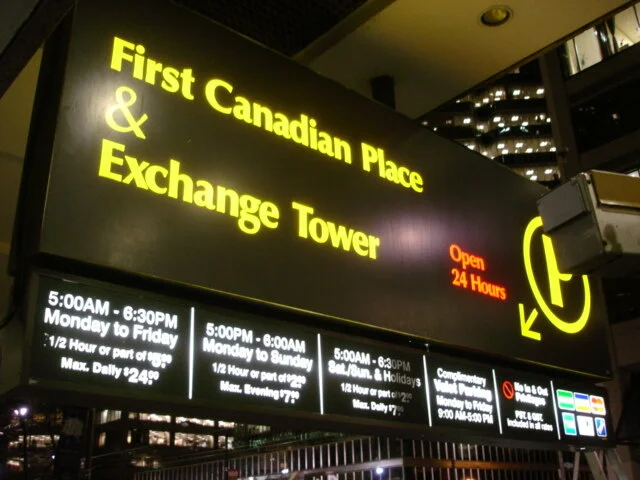 Lighted Business Signs - 20 + Super Commercial Sign Ideas