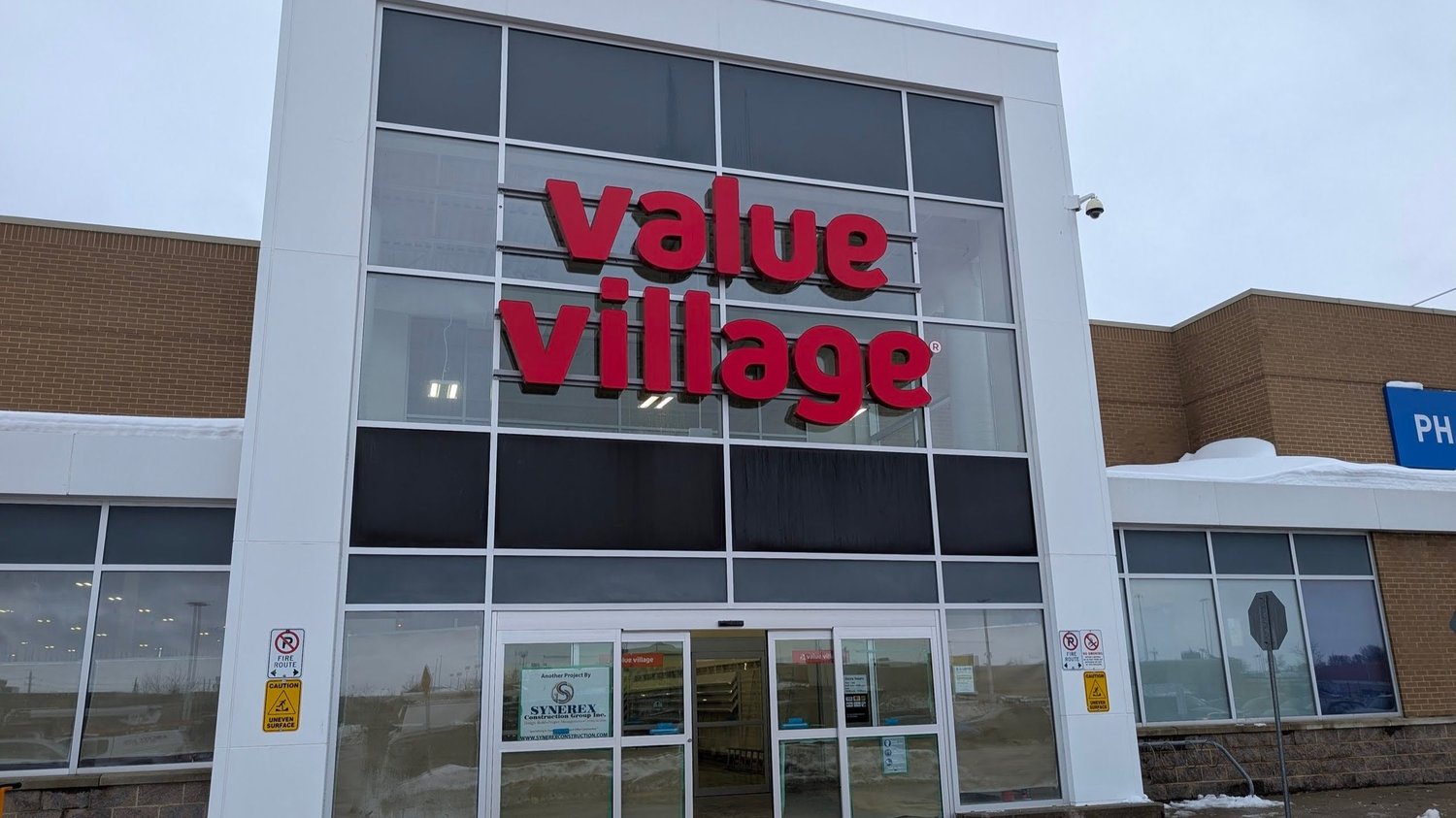 6 Types of Shop Signage Your Business Needs
