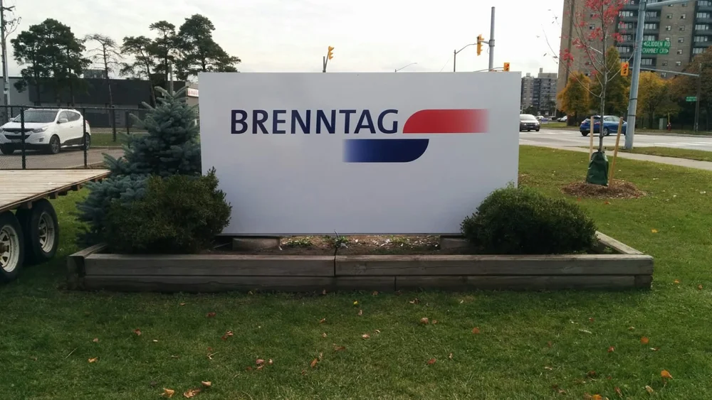 Best Ways to Use Logo Signs for Your Brand