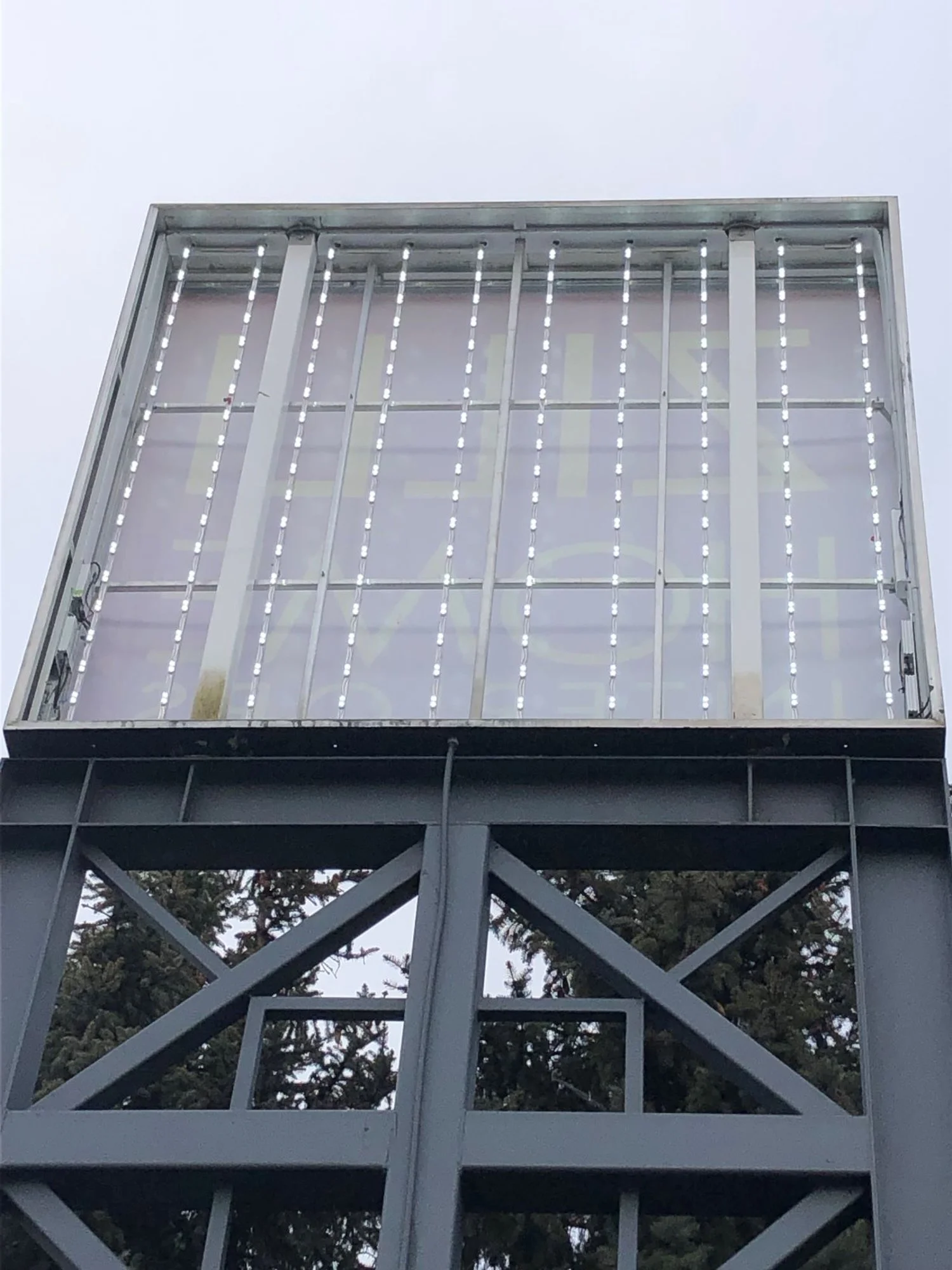 Sign Retrofitting: Lamps to LEDs