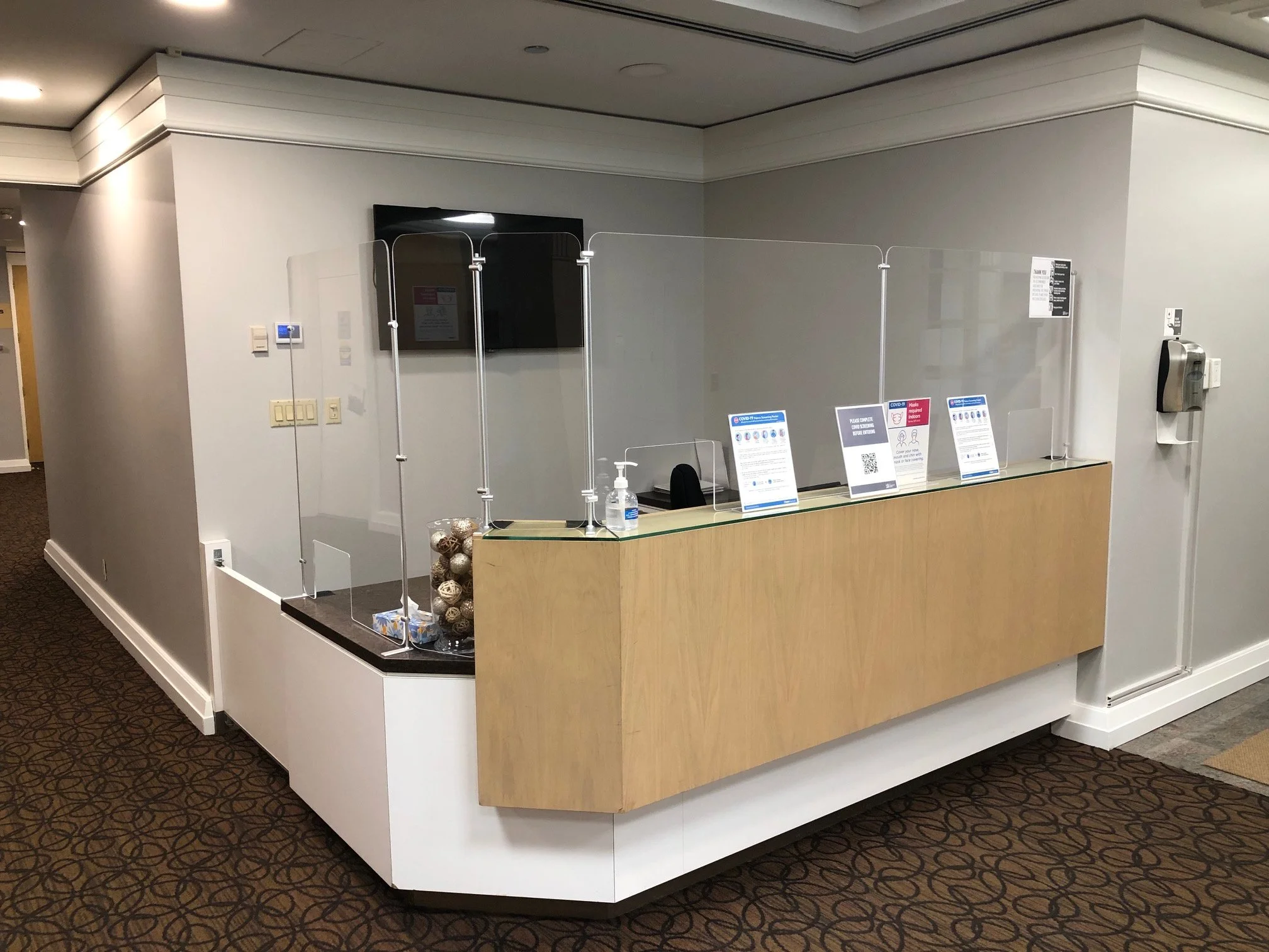 Plexiglass Barriers - Keep Your Staff & Customers Safe