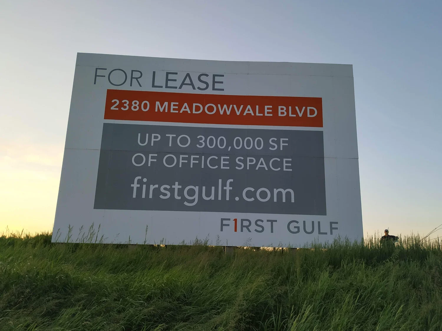 Buying and Using Real Estate Development Signs Effectively