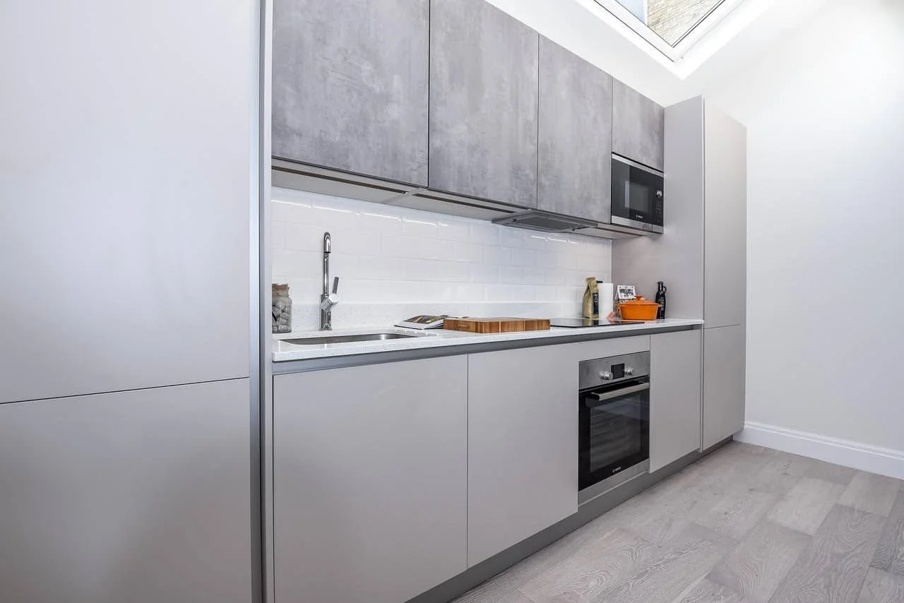 Concrete & White Kitchen in London | Silke by Urban Interior