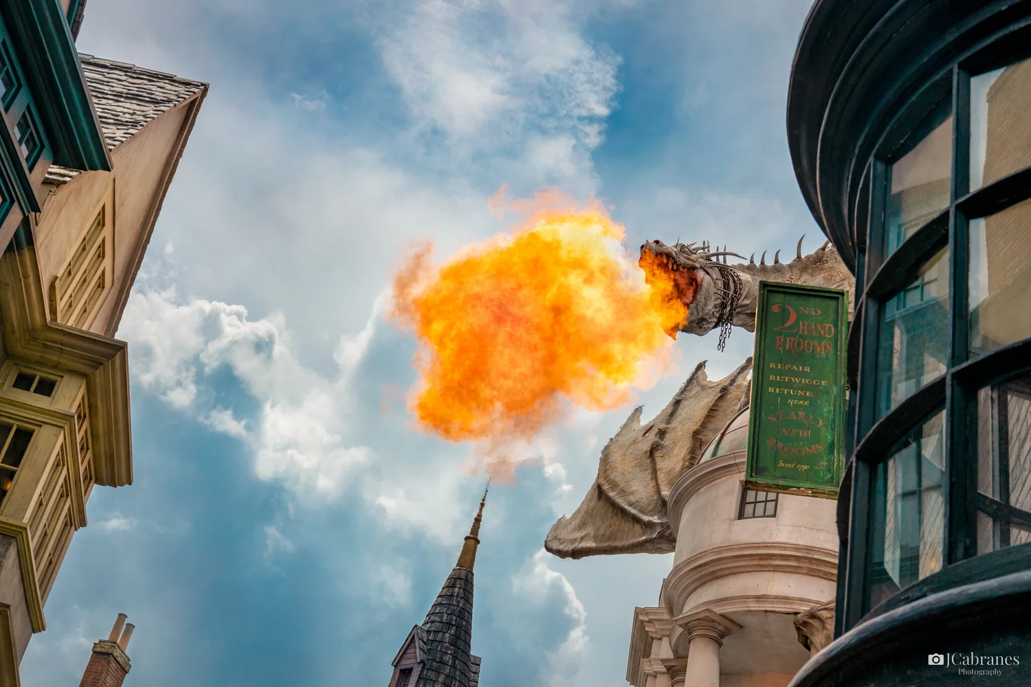 Diagon Alley Dragon