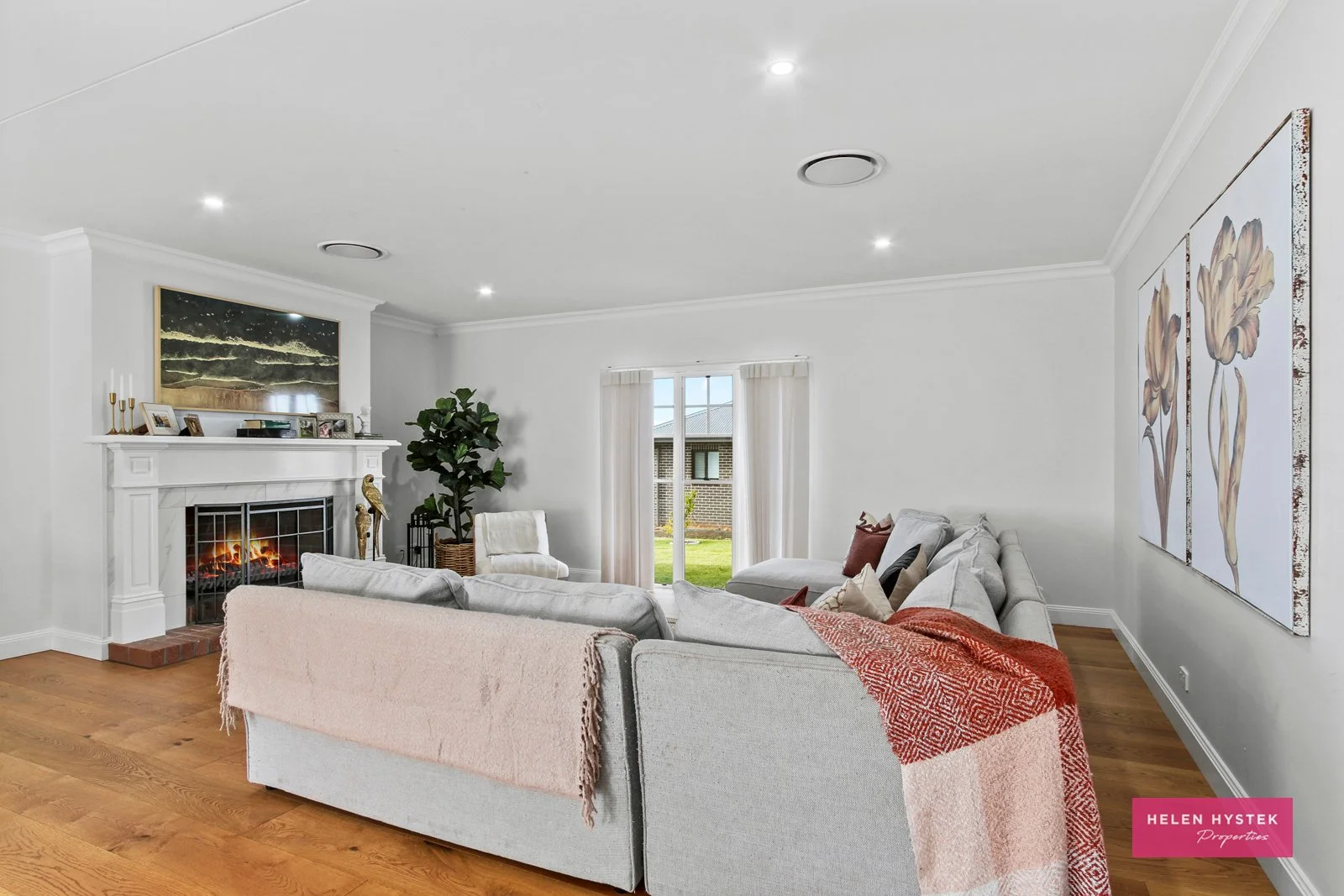 34 Rodeo Drive, Tamworth NSW 2340 — Helen Hystek Properties Pty Ltd