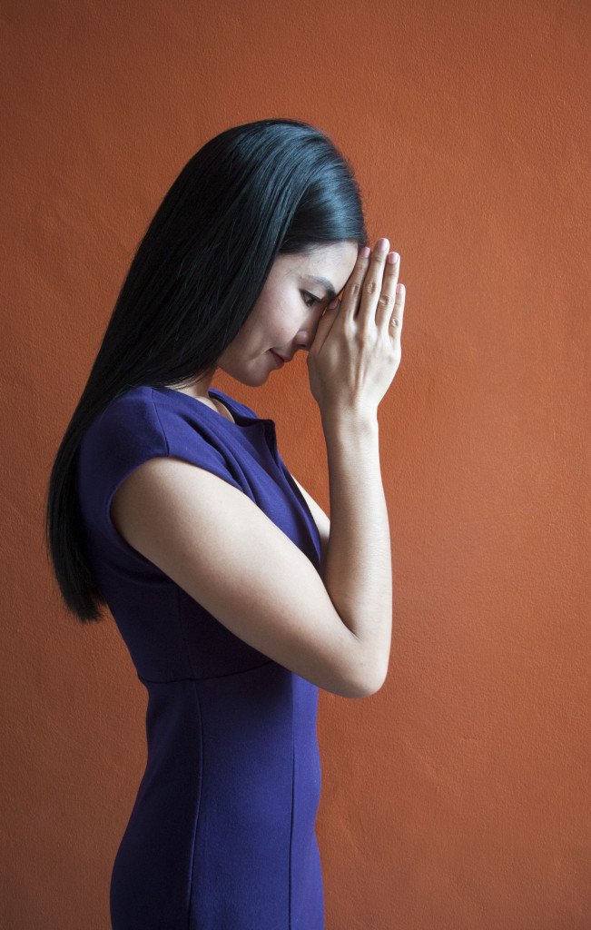 The Thai 'Wai' | Thai Greeting | Understanding Thai People — Teach ...