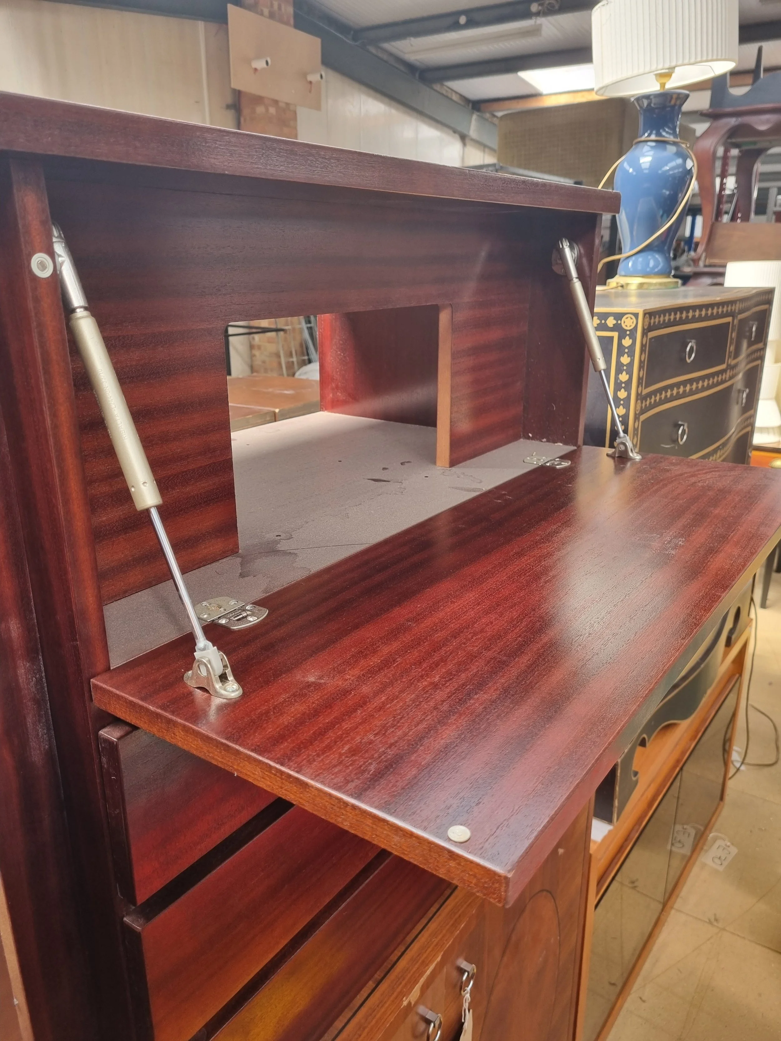 Mahogany Veneer 3 Drawer Unit — SER Furniture
