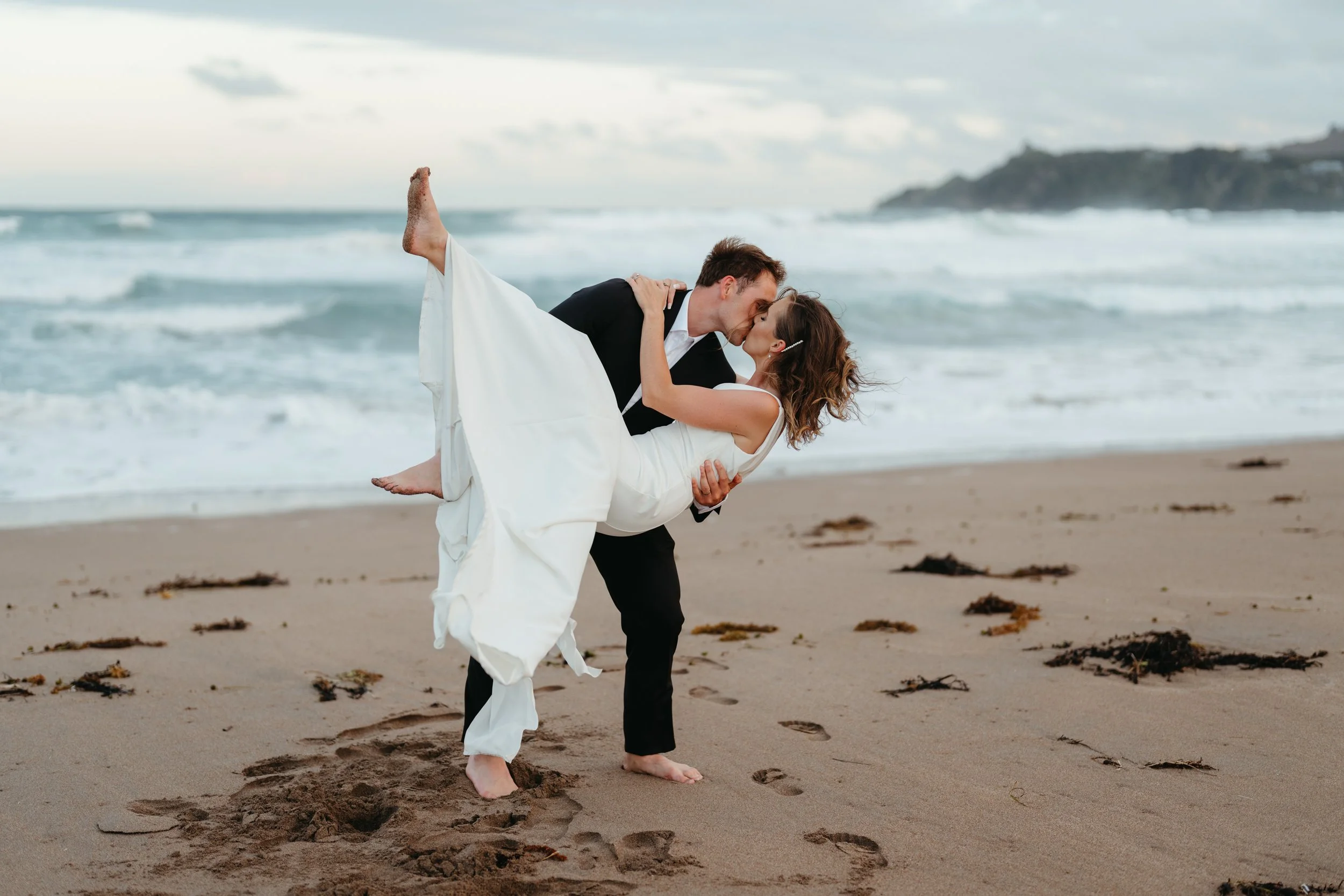 ESME + LOGAN / AUCKLAND WEDDING PHOTOGRAPHY