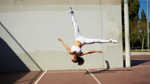 Gymnastics Exercises For Building Stronger Abs Train Like A Gymnast