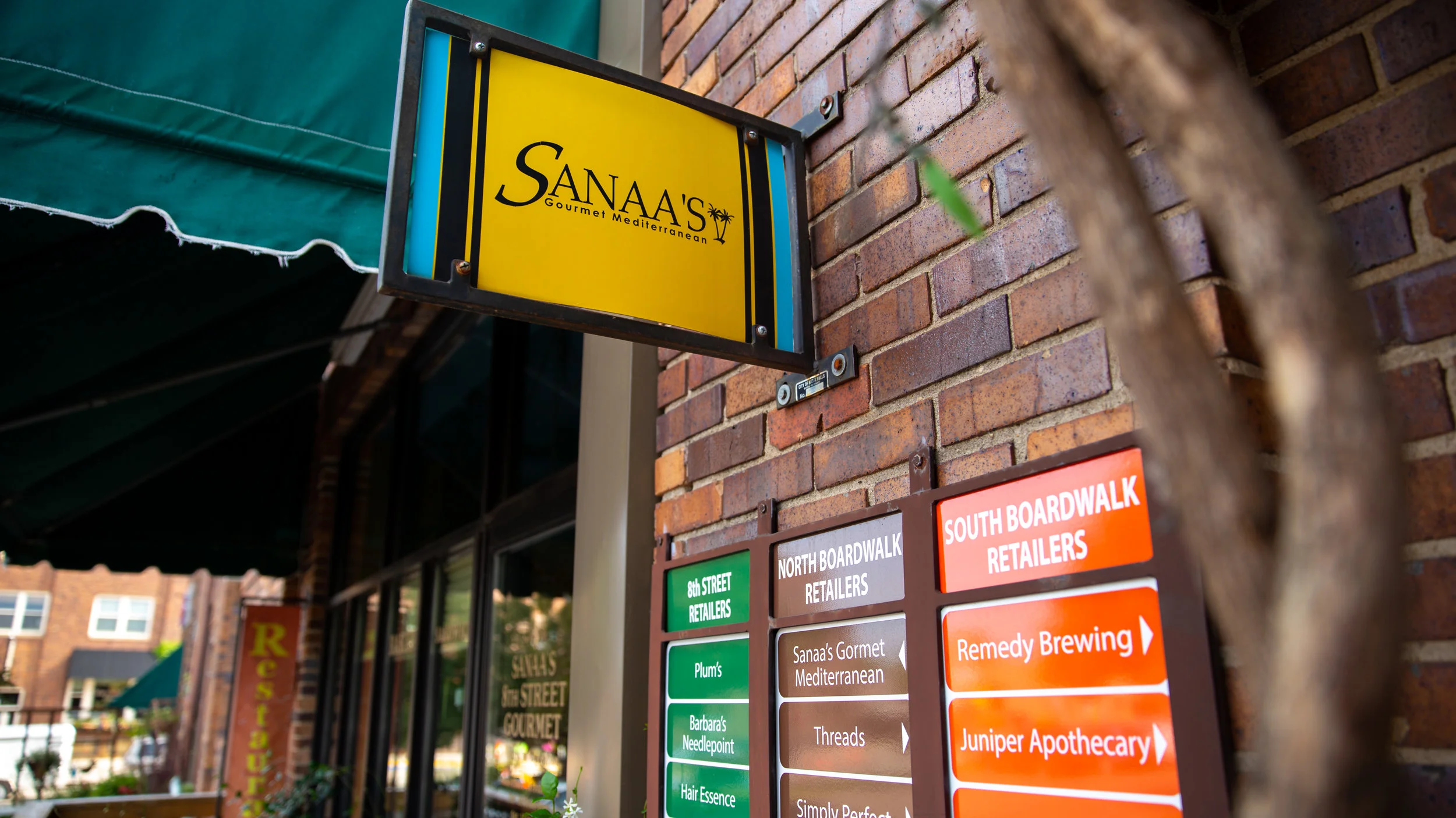 Restaurant — Sanaa's Gourmet