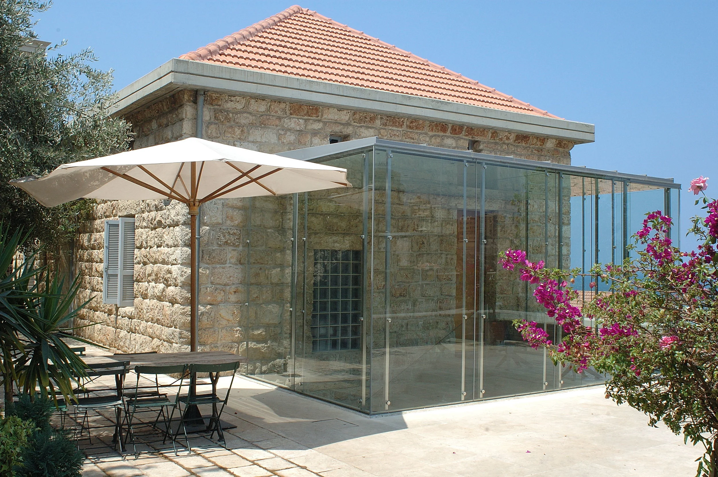 Bespoke architectural detailing — ACID