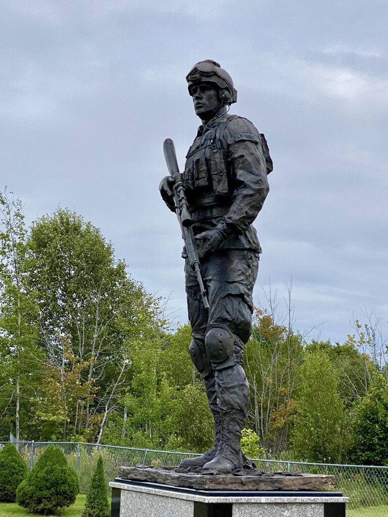 MSG GARY GORDON, MOH MEMORIAL : Lincoln, Maine — Fisher Sculpture MSG GARY GORDON, MOH MEMORIAL : Lincoln, Maine — Fisher Sculpture