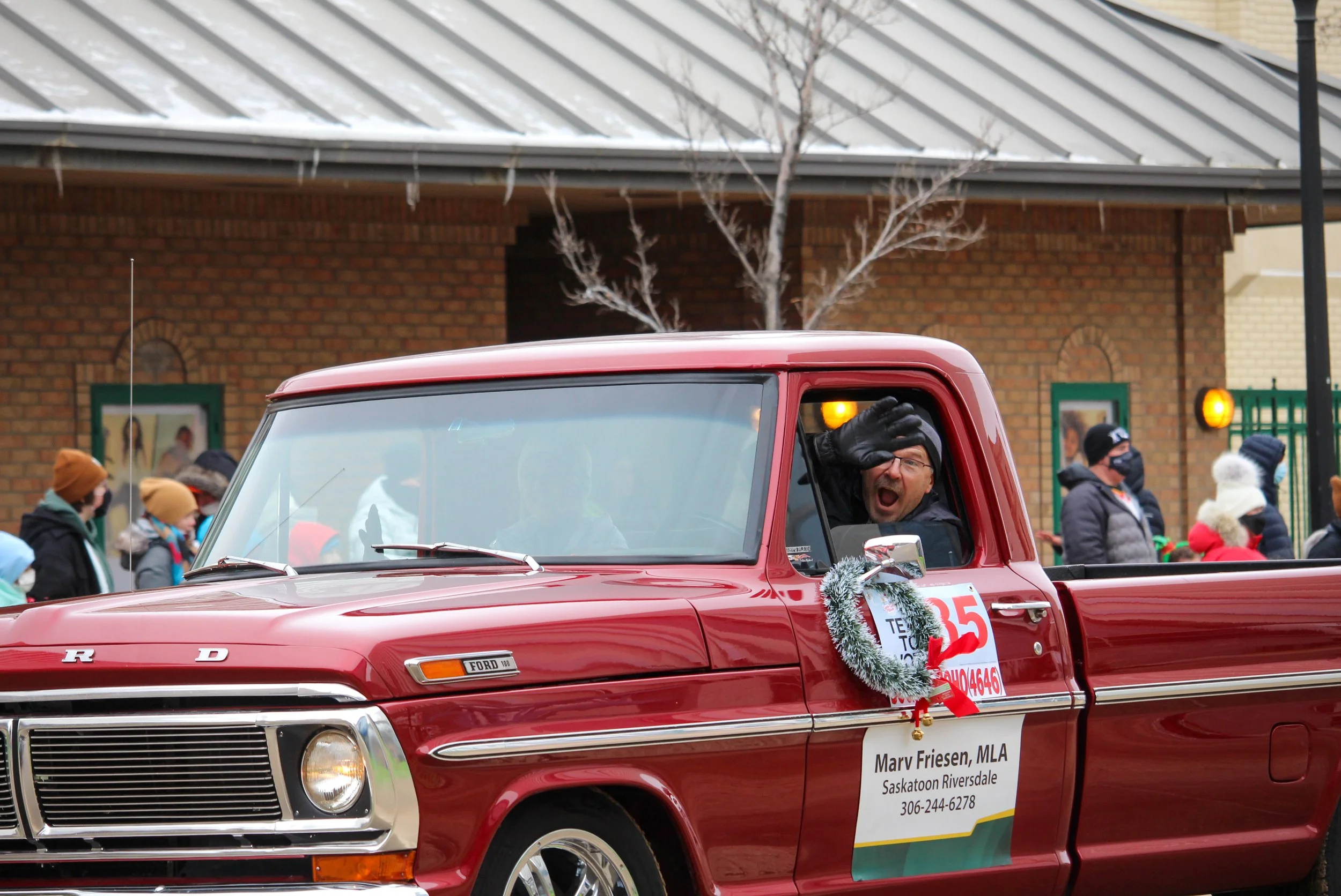 2021 Parade Photos — SASKATOON SANTA CLAUS PARADE