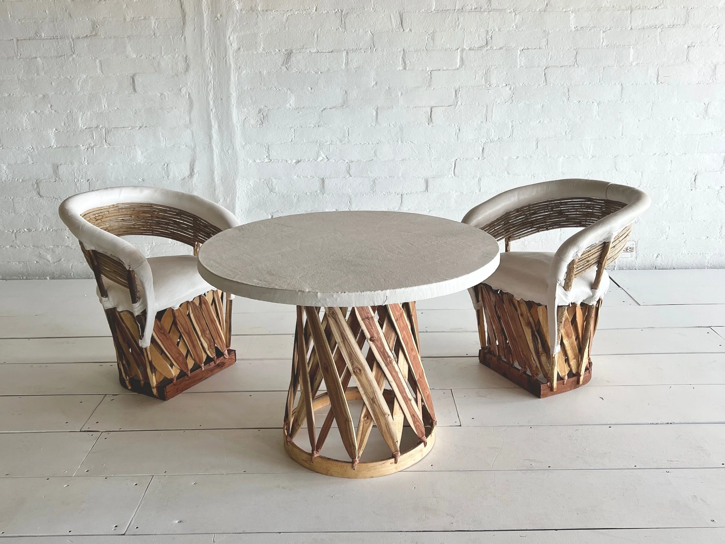 DINING TABLES — ACME 5 LIFESTYLE