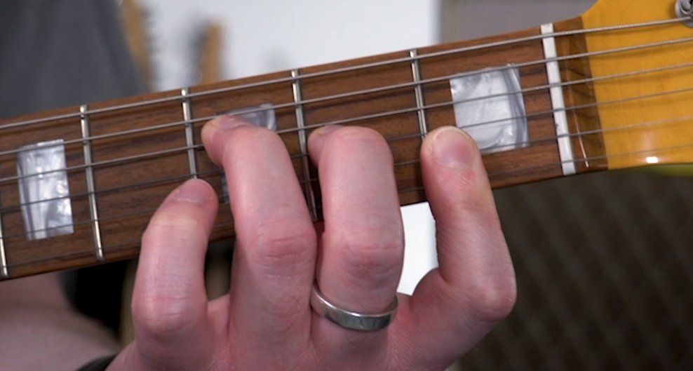 Your first 9 guitar chords are easy when you know these tricks — Guitar ...
