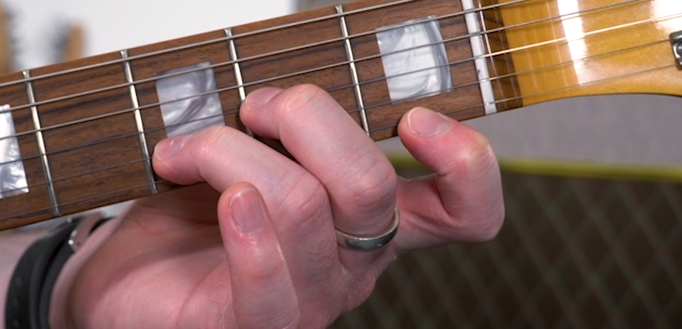 Your first 9 guitar chords are easy when you know these tricks — Guitar ...