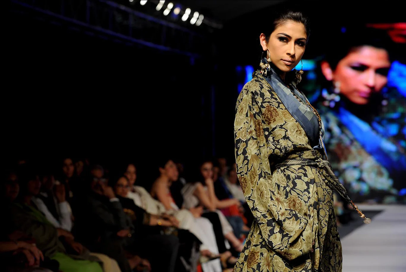 Meesha Shafi Waar