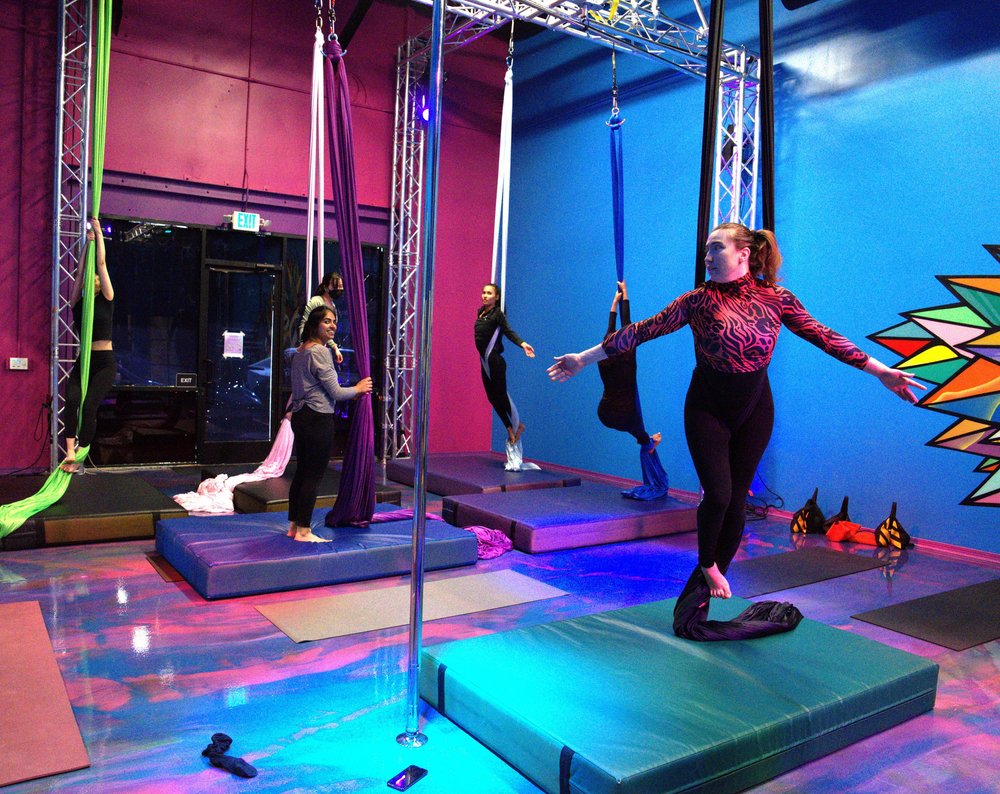 Aerial Silks / Rope — Ly's Pole Studio