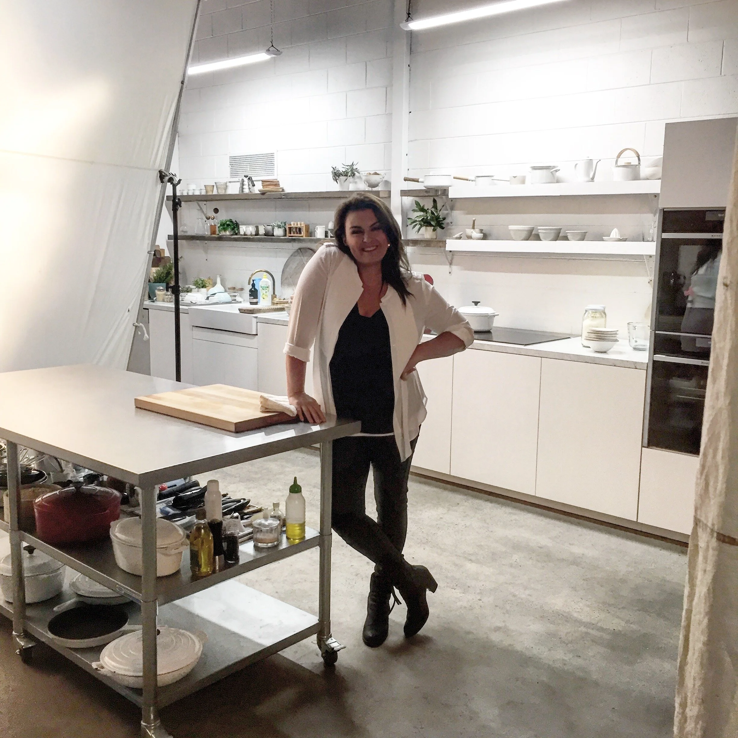 Laneway Food Studio — CAROLINE VELIK