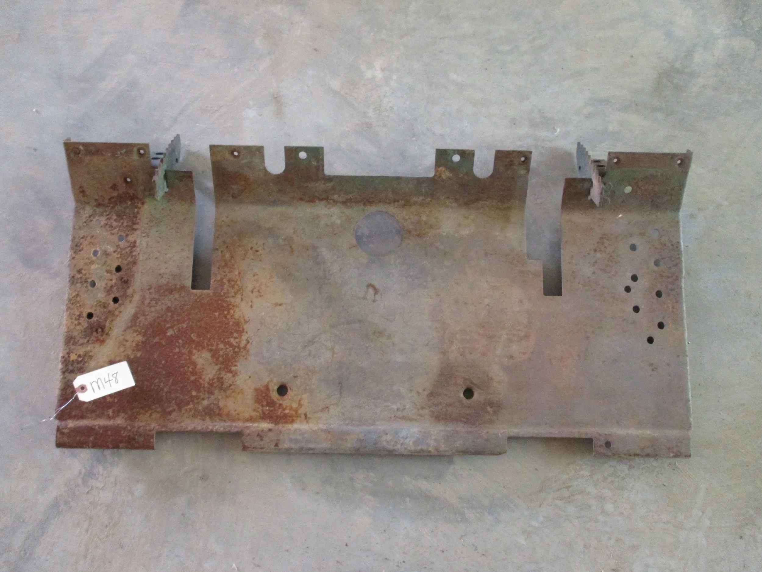 Platform Fenders — Lind Bros Tractor & Parts