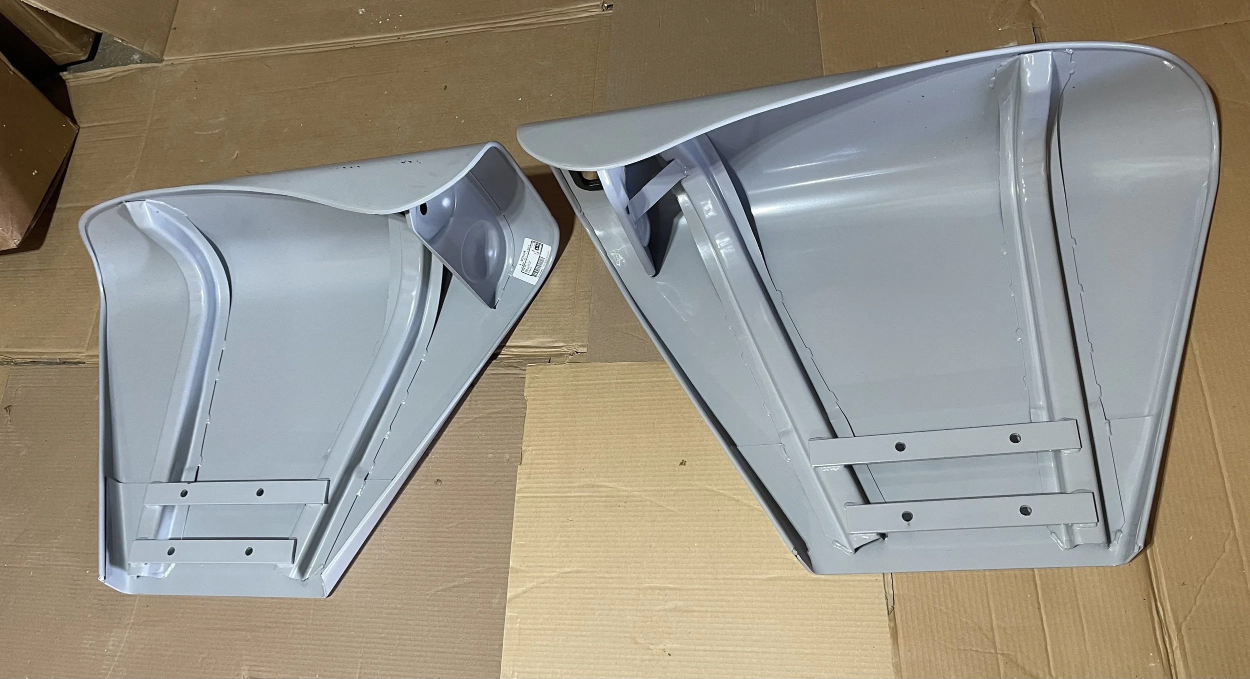 2 cyl Fenders — Lind Bros Tractor & Parts
