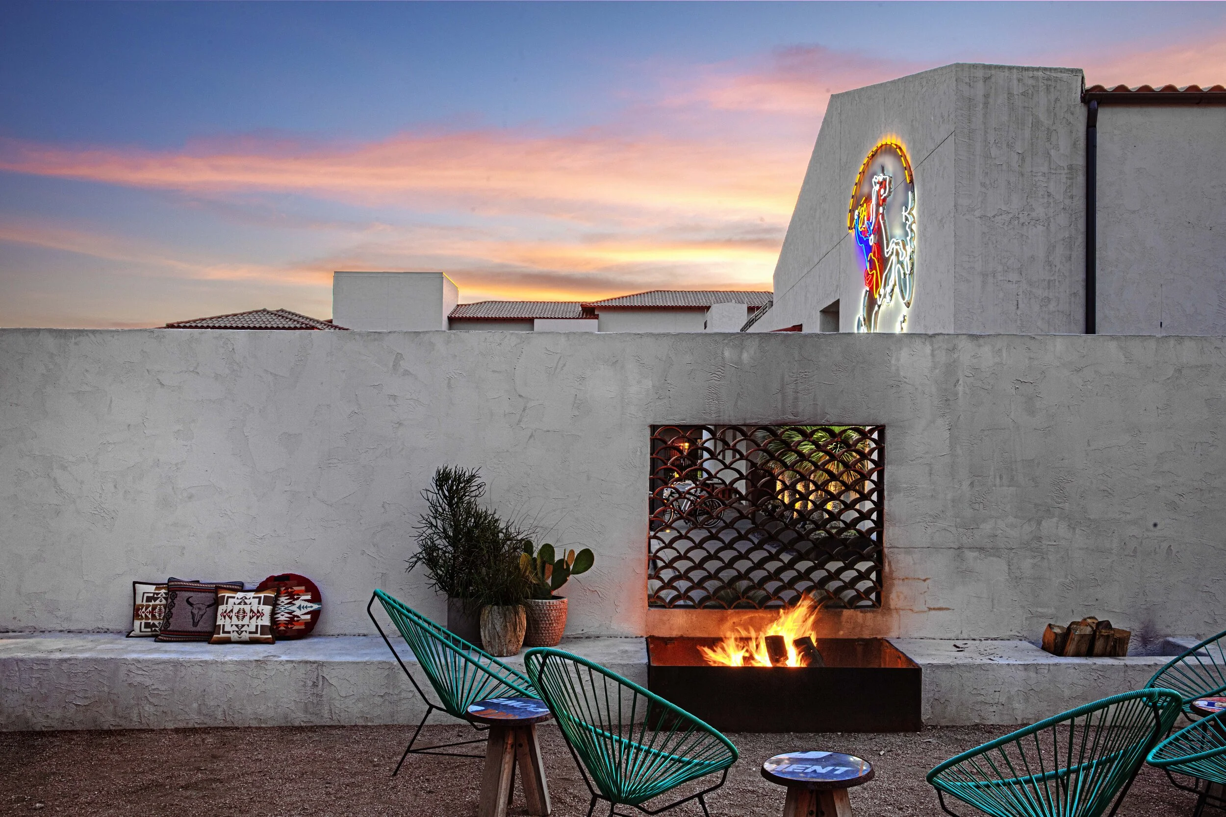 Two Mules Cantina — Rottet Studio