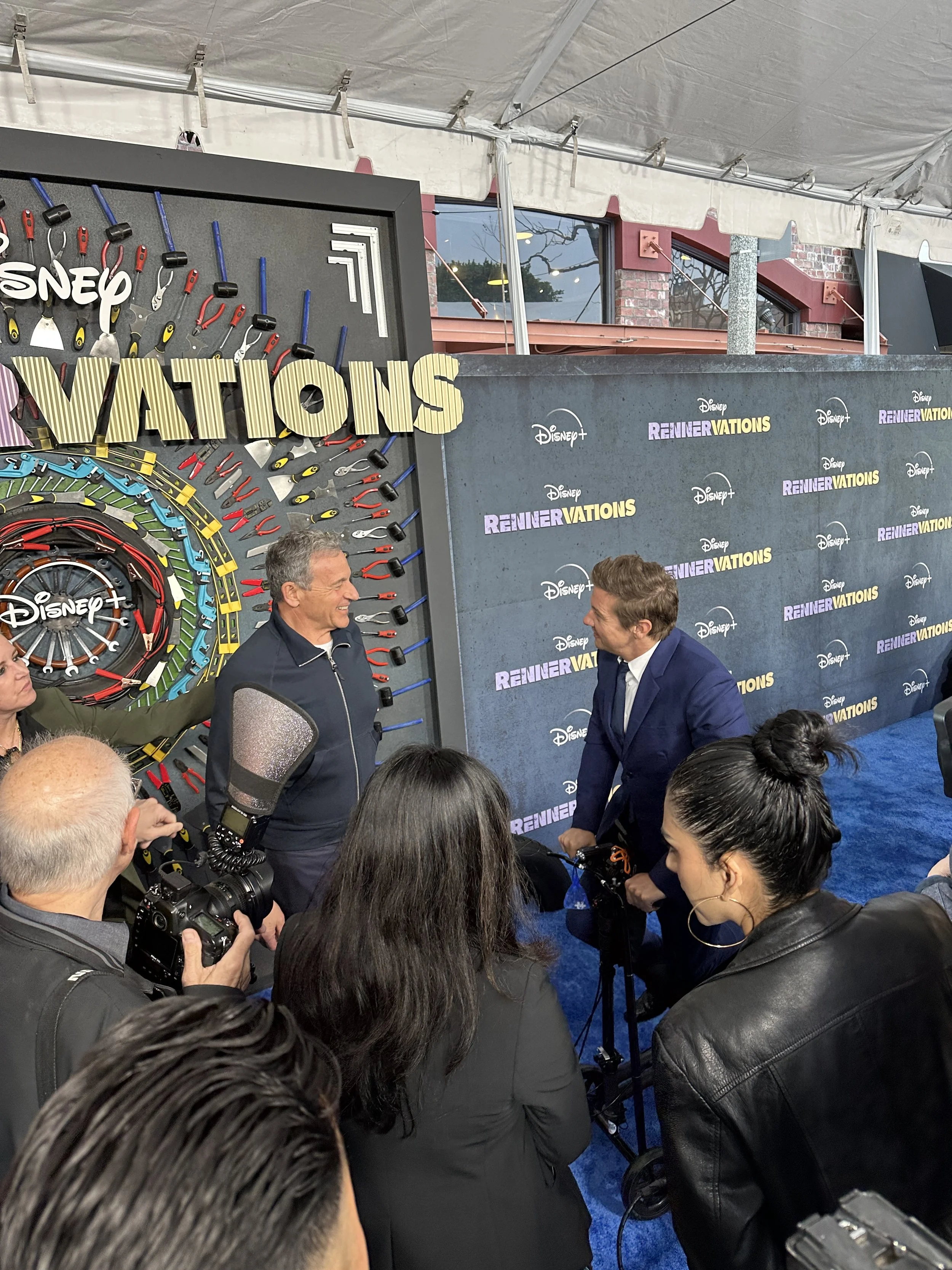 Covering the Red Carpet Premiere of Jeremy Renner's New Series ...