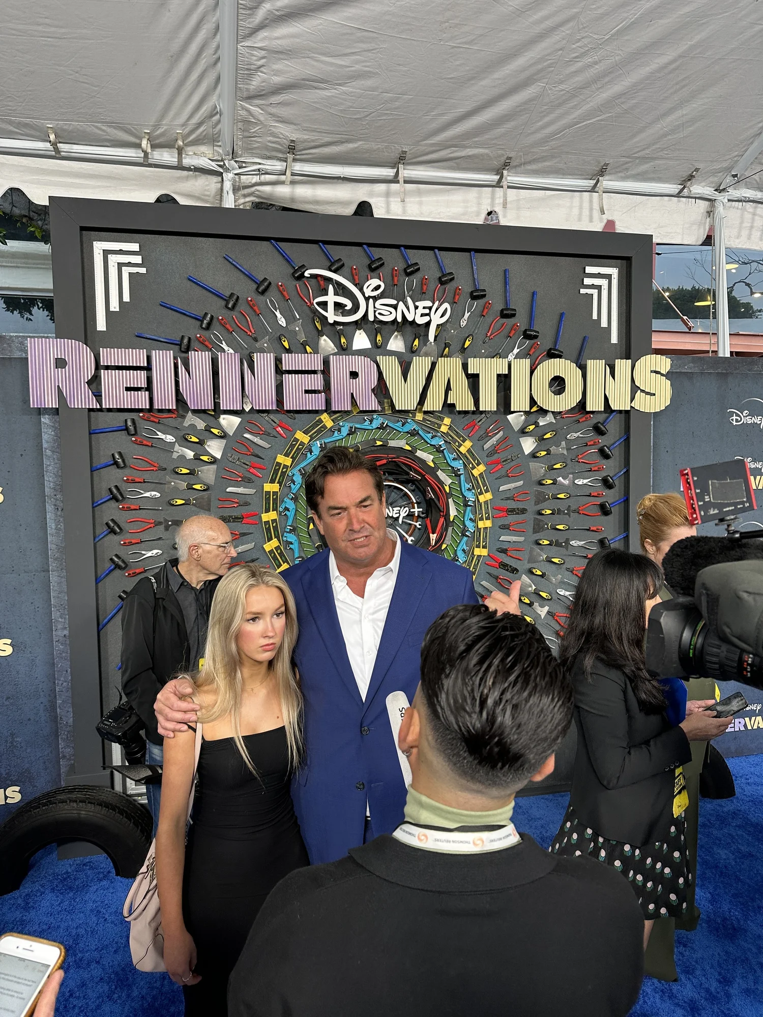 Covering the Red Carpet Premiere of Jeremy Renner's New Series ...