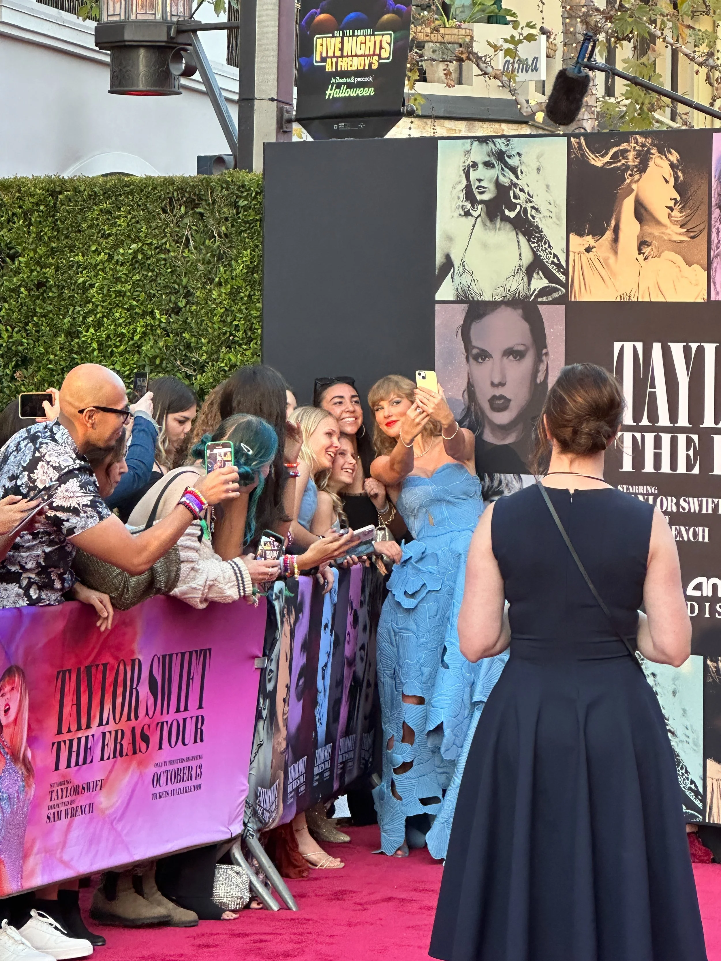 I Met Taylor Swift! | Eras Tour Concert Movie World Premiere — KESHIA SIH