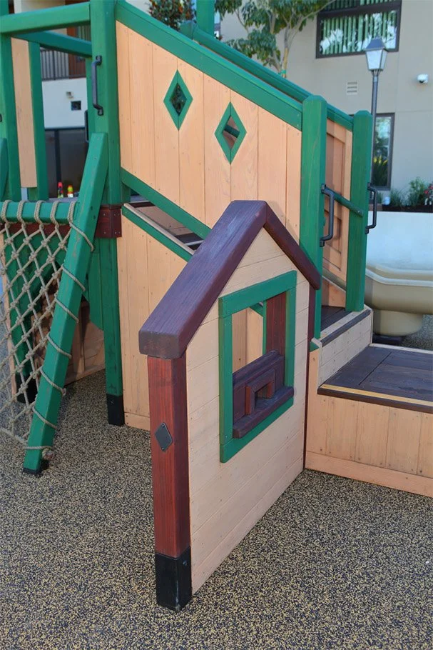 Beach Terrace - Barbara Butler Artist-Builder Inc.