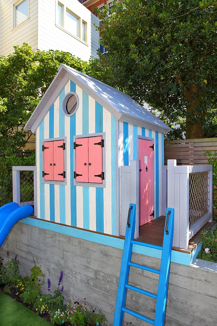 Birdhouse Bungalow - Barbara Butler Artist-Builder Inc.