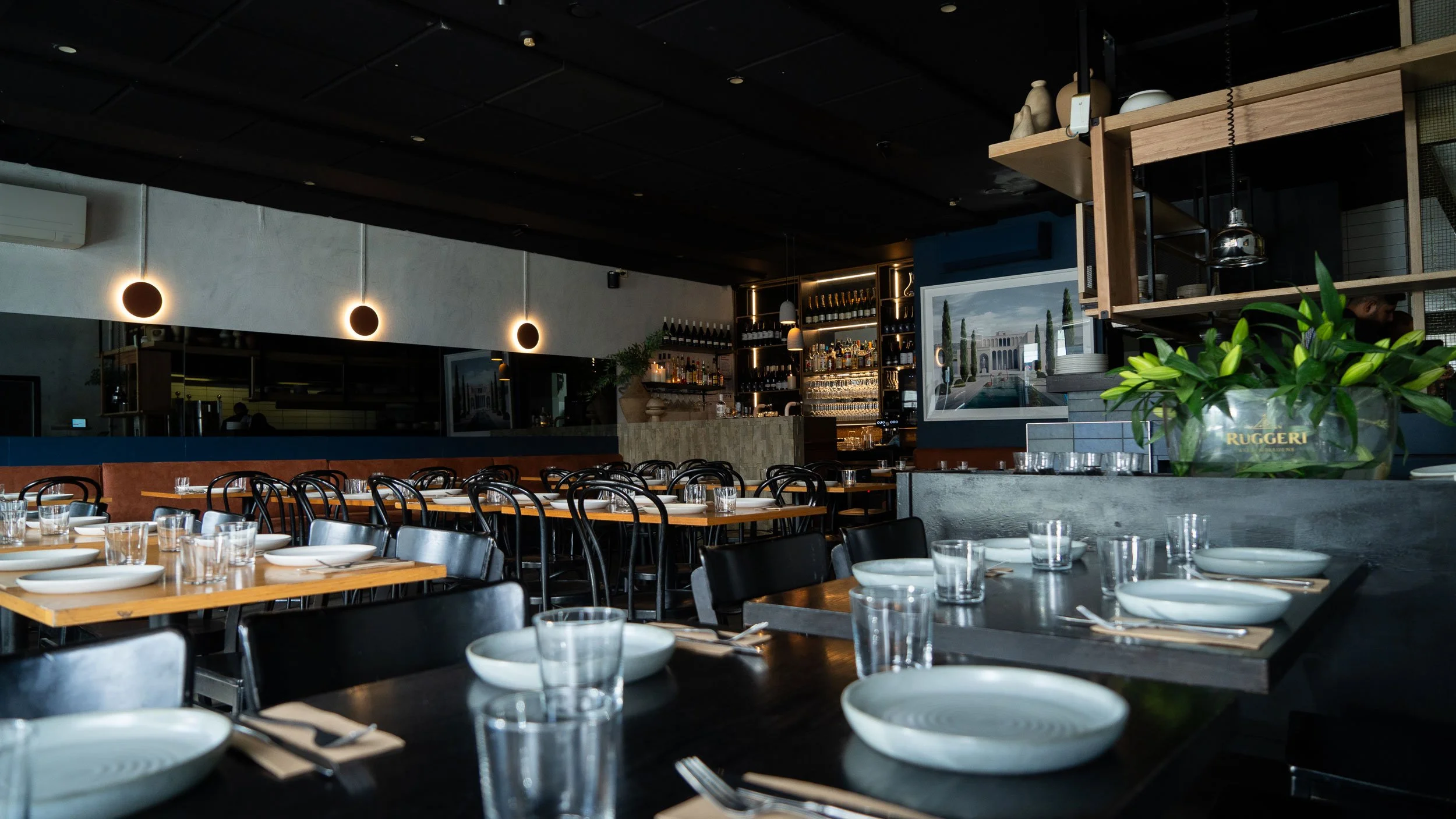 Reservations — Ten Greek Plates