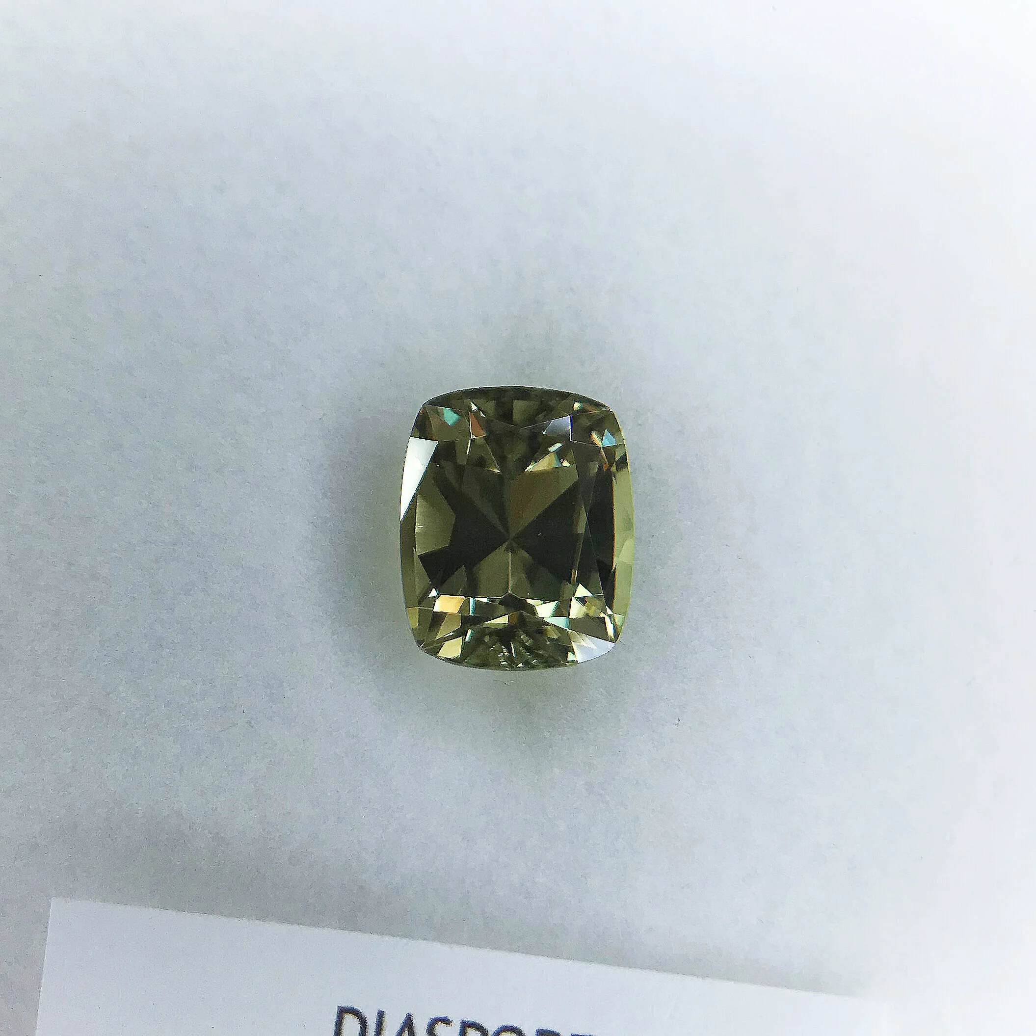 Diaspore Zultanite gemstone — ROX Gems & Jewellery