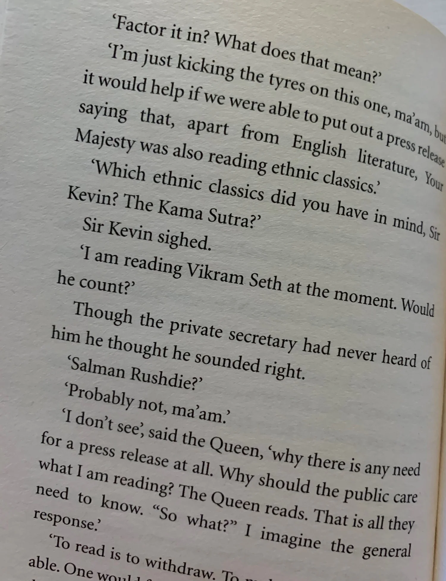 Review: The Uncommon Reader by Alan Bennett — Fee Reads