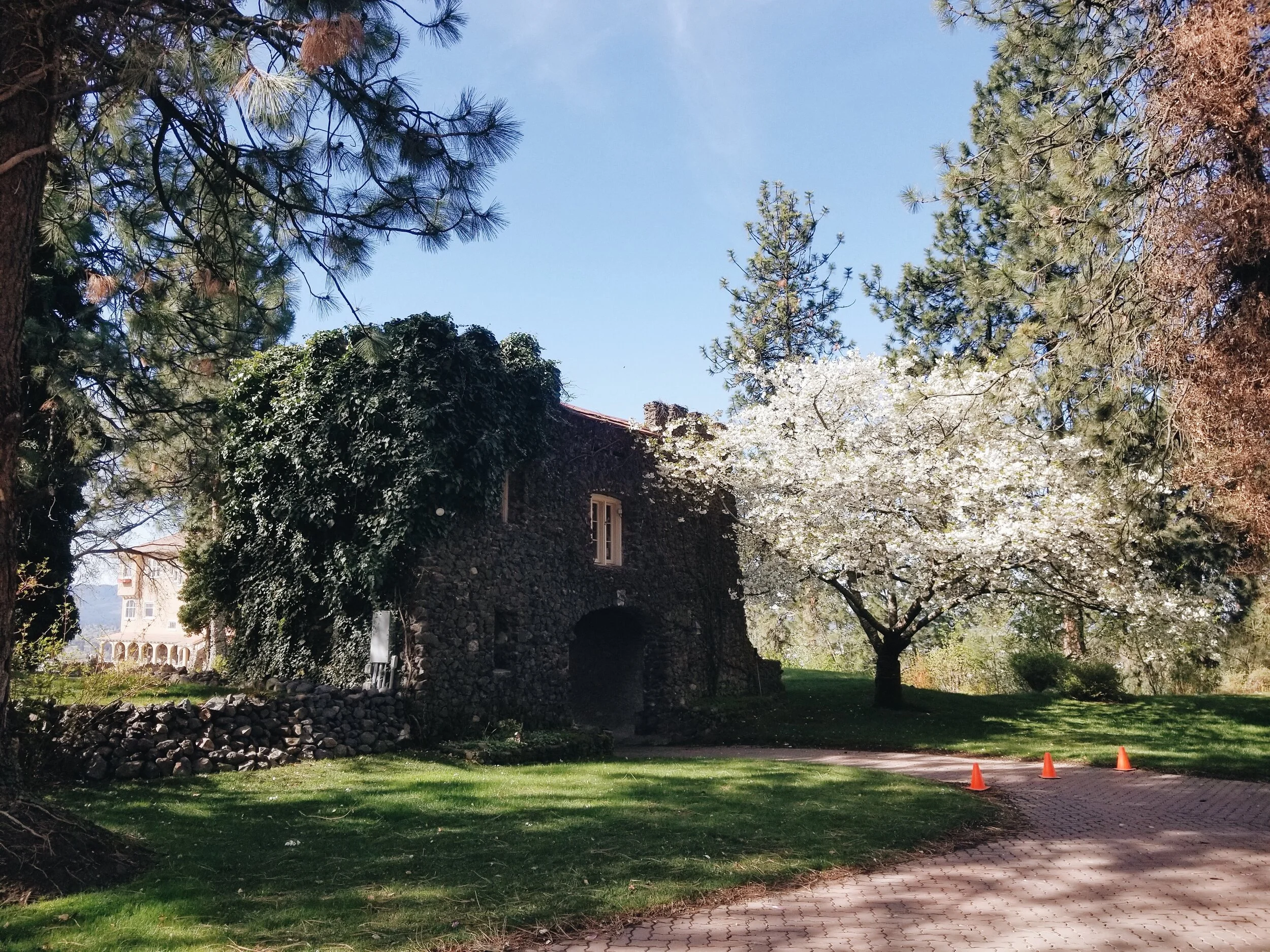 Arbor Crest Wine Cellars