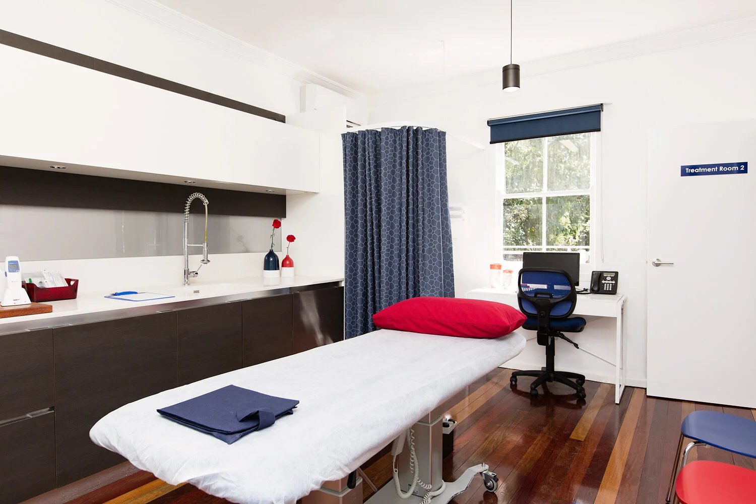 The Leg Vein Doctor | Brisbane | Varicose & Spider Vein Phlebology Clinic