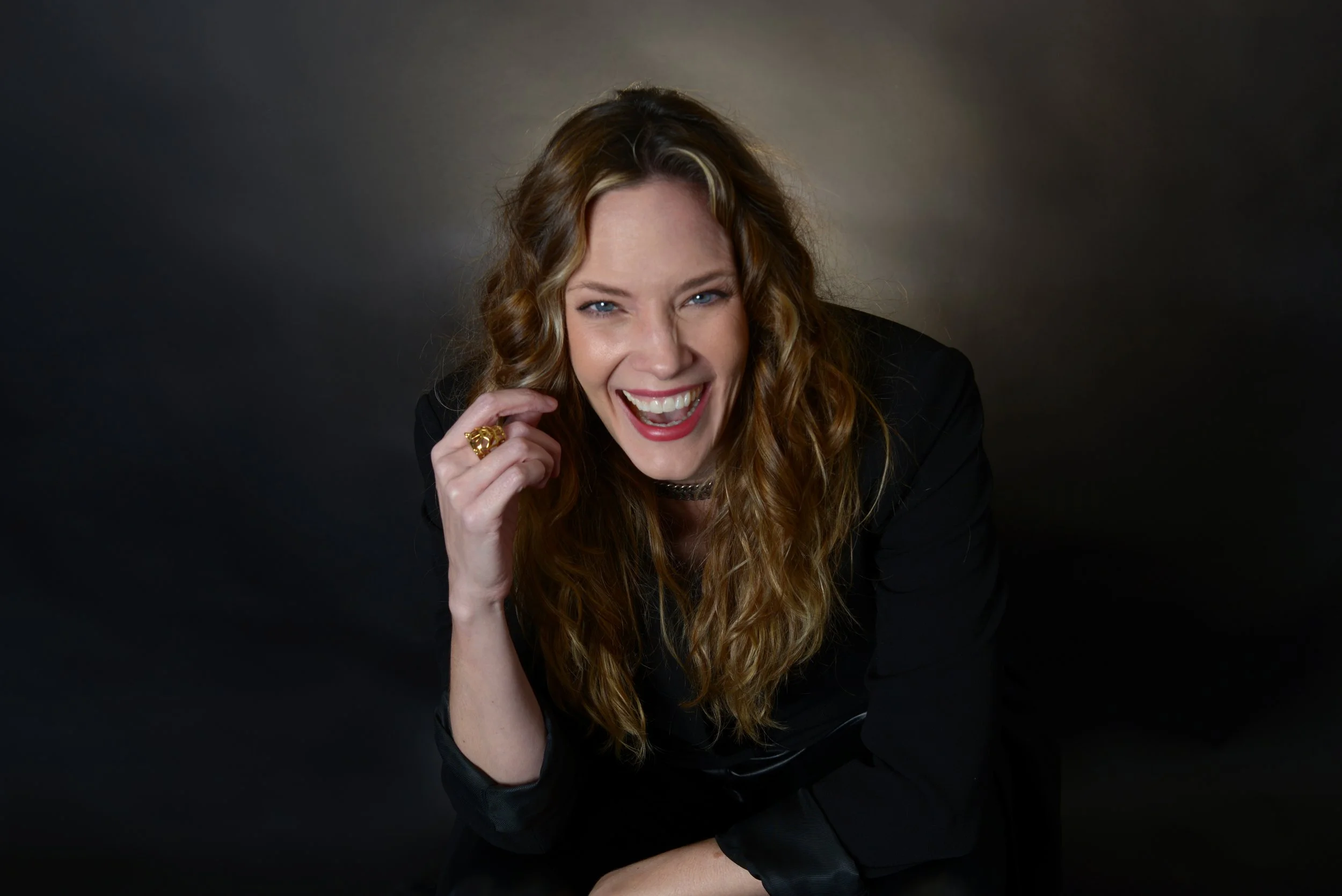 Jenn Lederer - Award-winning Comedian & Keynote Speaker