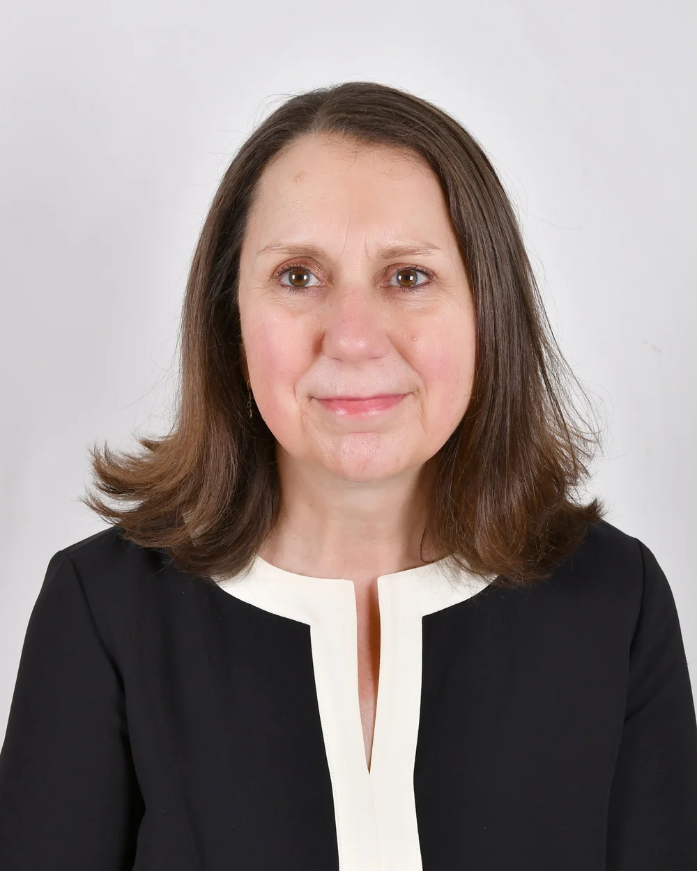 Julie Summers — Couchman Hanson Solicitors