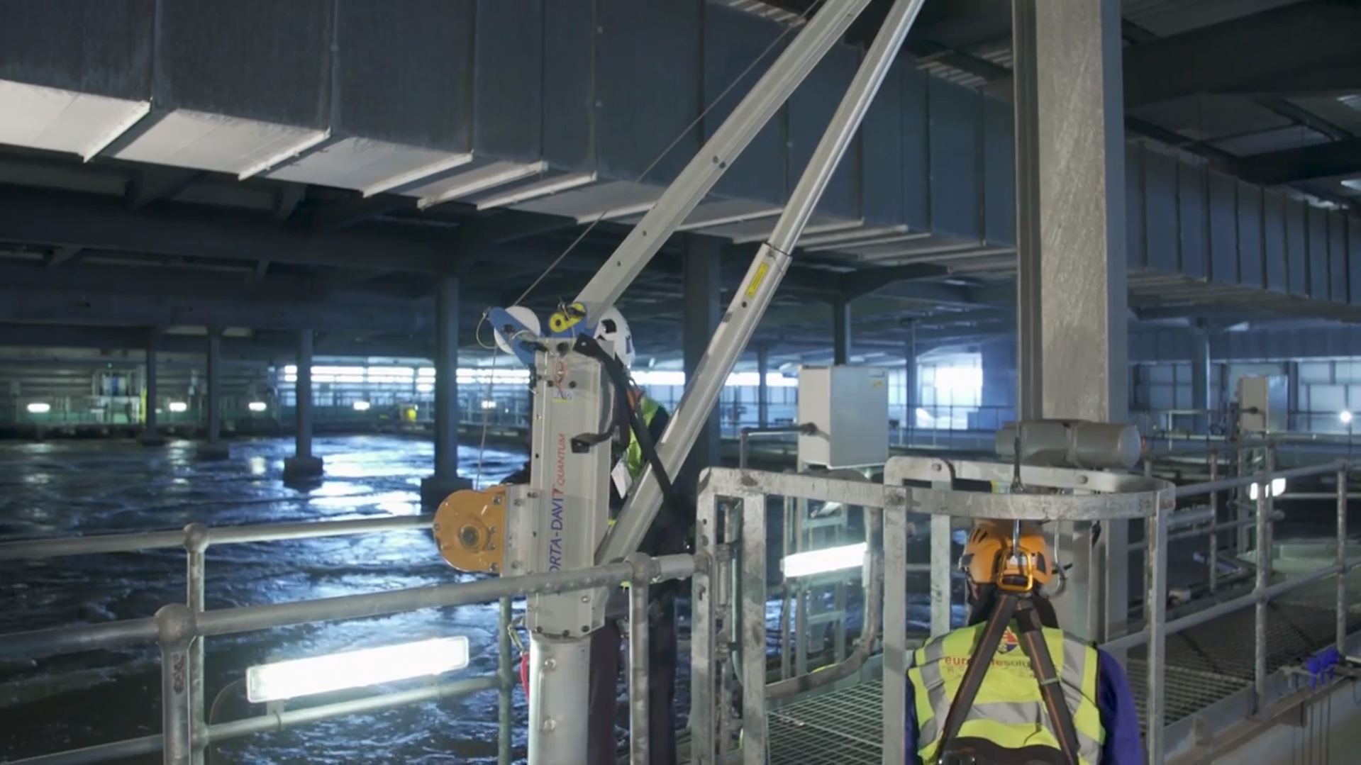 REID Lifting - PORTA DAVIT QUANTUM – Goods and Personnel Lifting, Fall ...