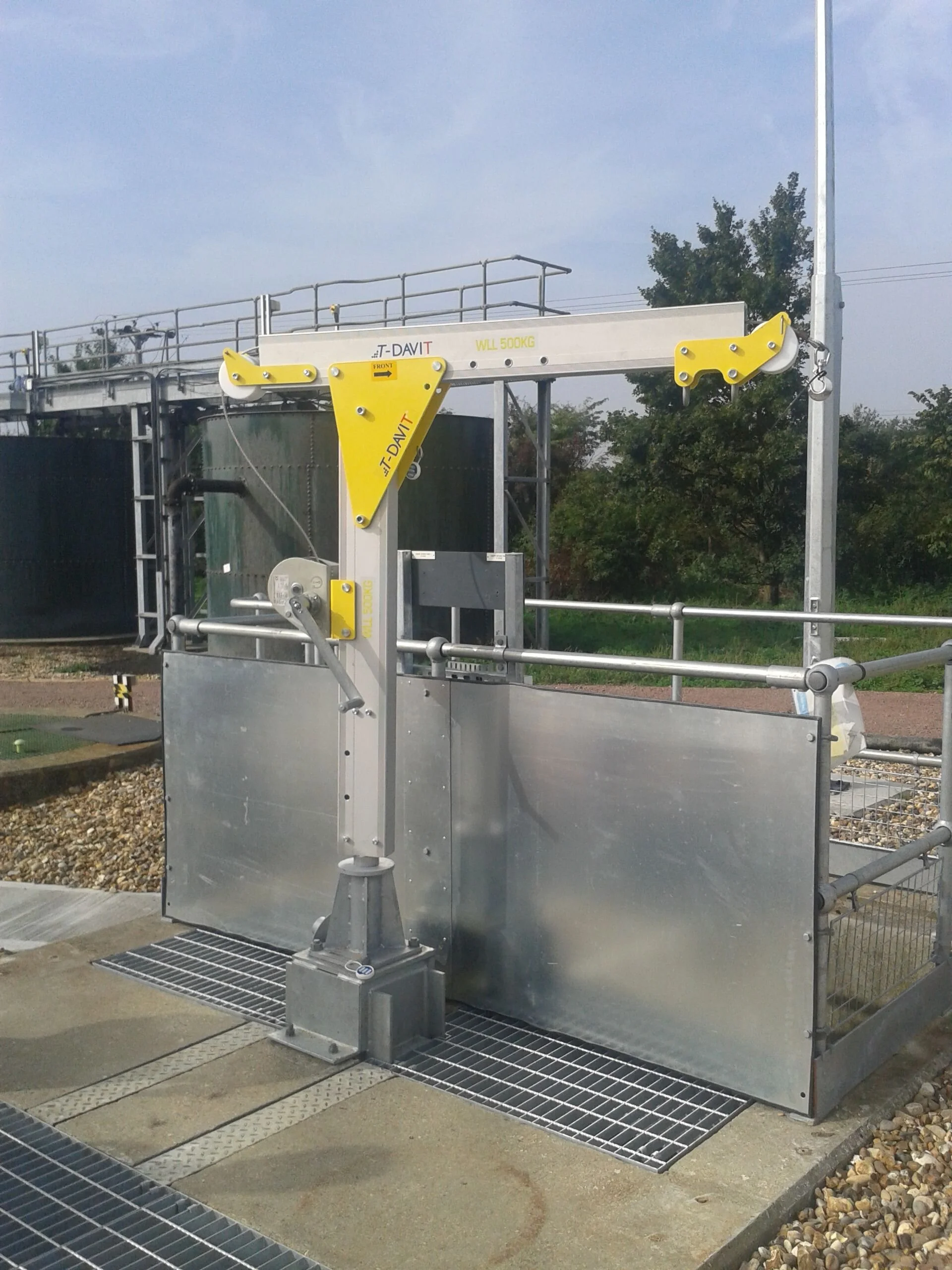 Portable aluminum davit designed for personnel lifting, rope access and ...